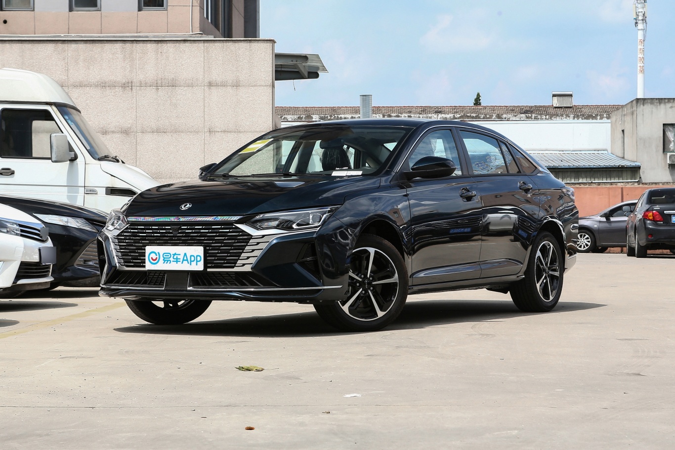 【奕炫MAX1.5T 豪华版侧前45度车头向左水平图片-汽车图片大全】-易车