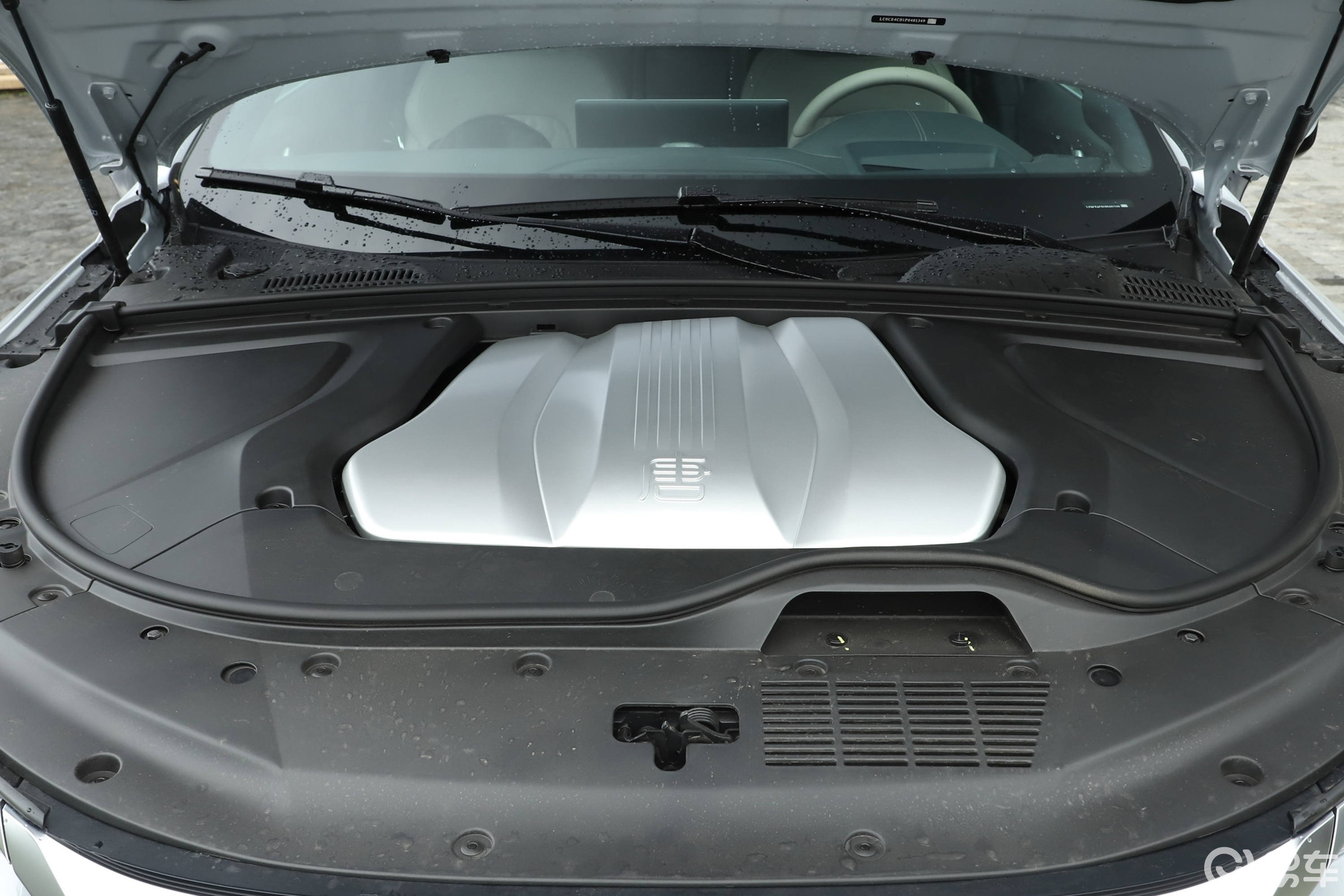 【唐新能源EV 冠军版 730km 前驱尊享型 7座发动机特写图片-汽车图片大全】-易车