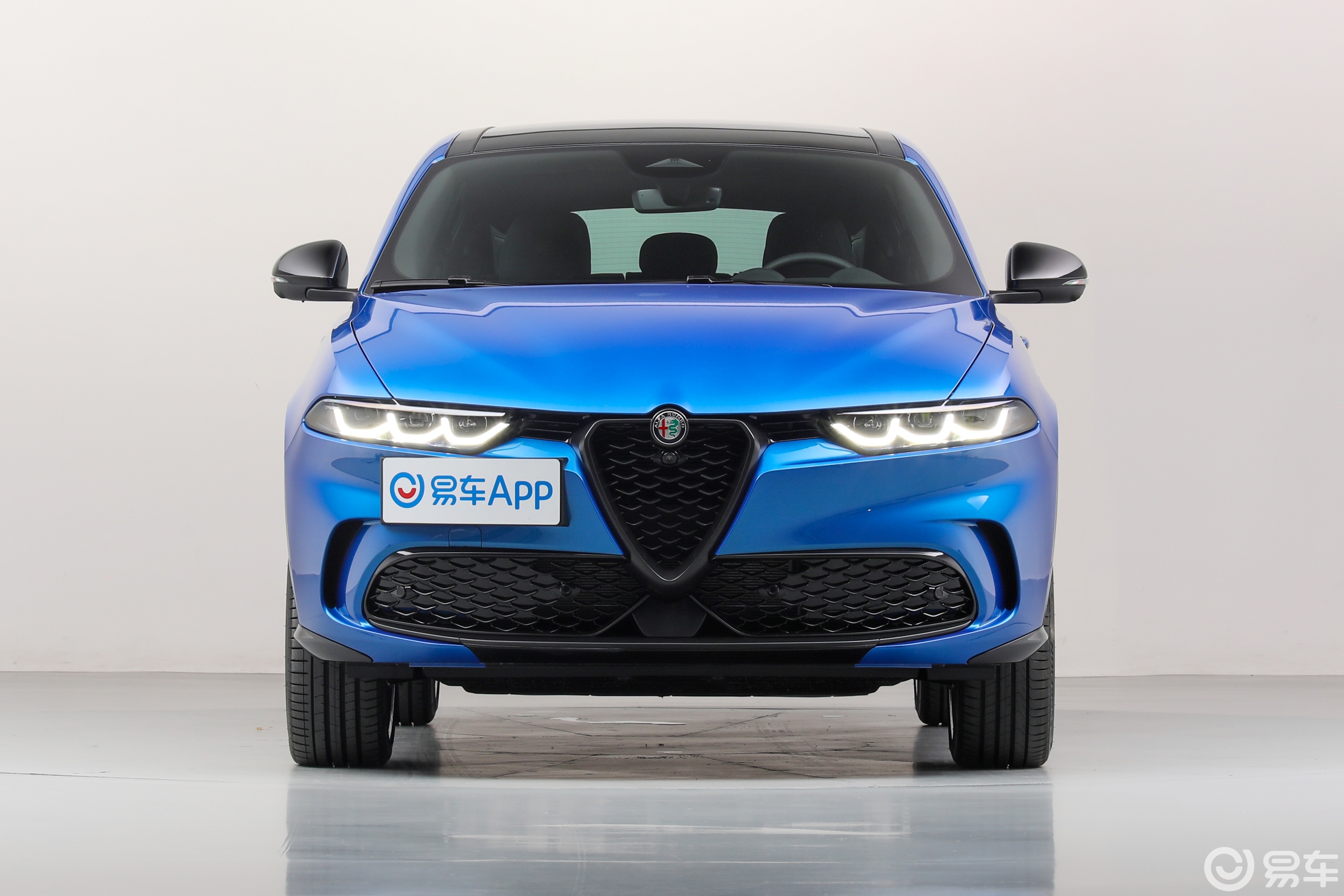 【Tonale托纳利2.0T Veloce 赛道版正前水平图片-汽车图片大全】-易车