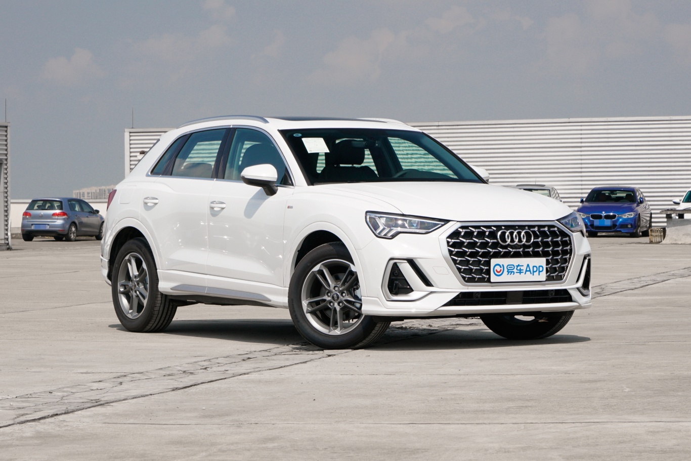 【奥迪Q335 TFSI 进取动感型侧前45度车头向右水平图片-汽车图片大全】-易车