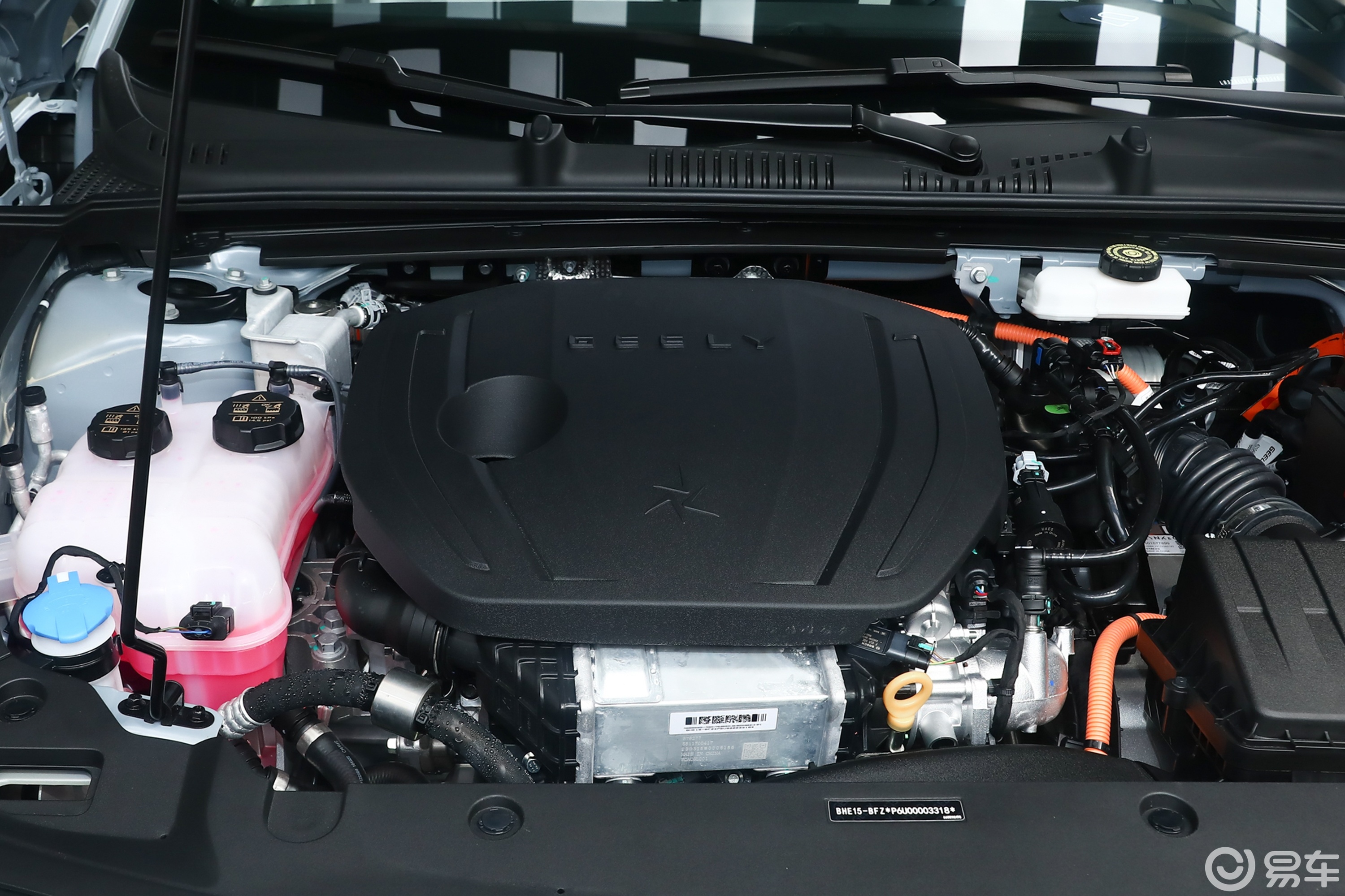 【银河L61.5T 125km 星舰发动机特写图片-汽车图片大全】-易车