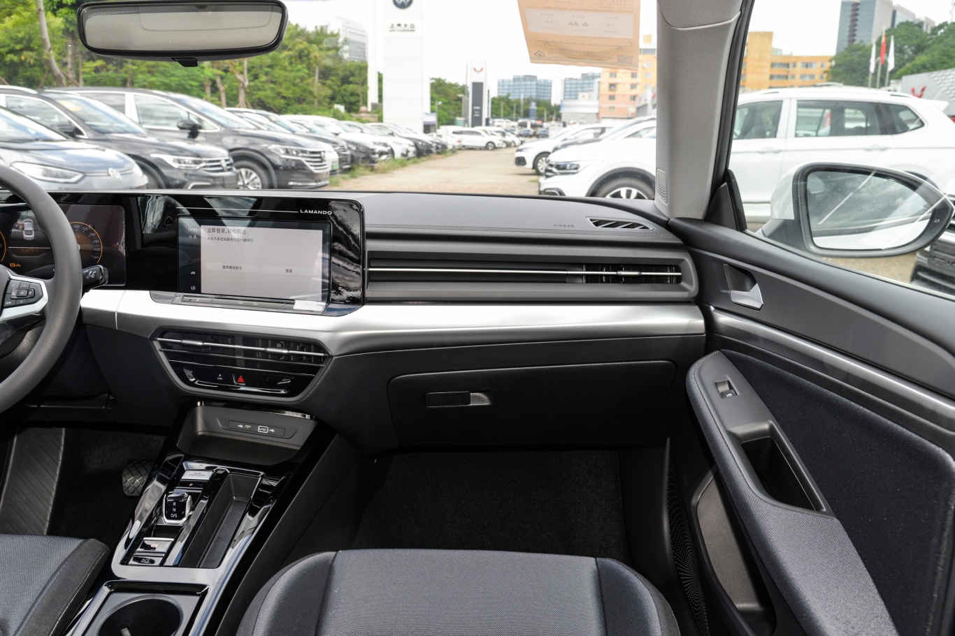 【凌渡凌渡L 200TSI 潮辣版副驾驶位区域图片-汽车图片大全】-易车