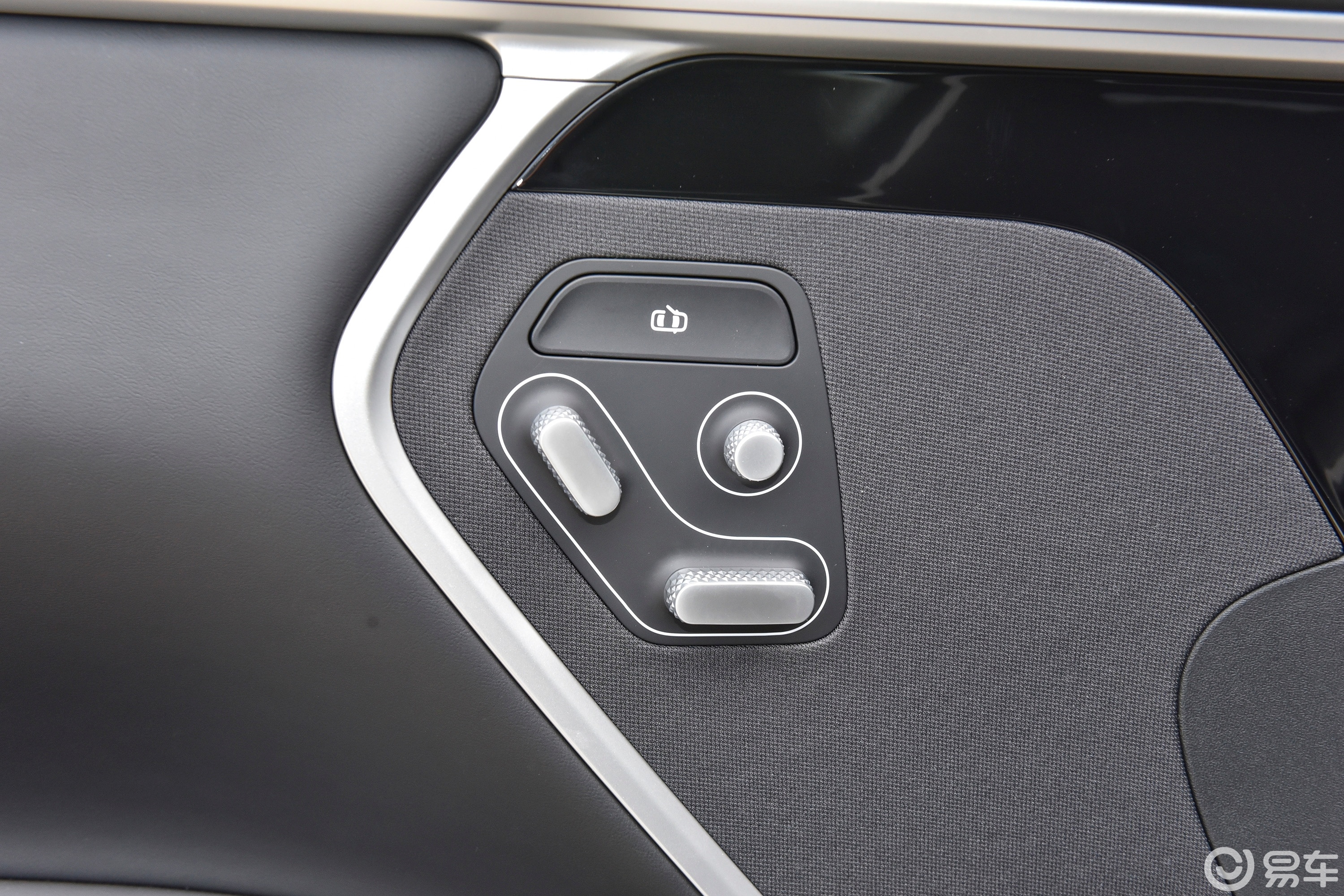 【阿维塔11鸿蒙版 730km 后驱版 5座主驾座椅调节图片-汽车图片大全】-易车