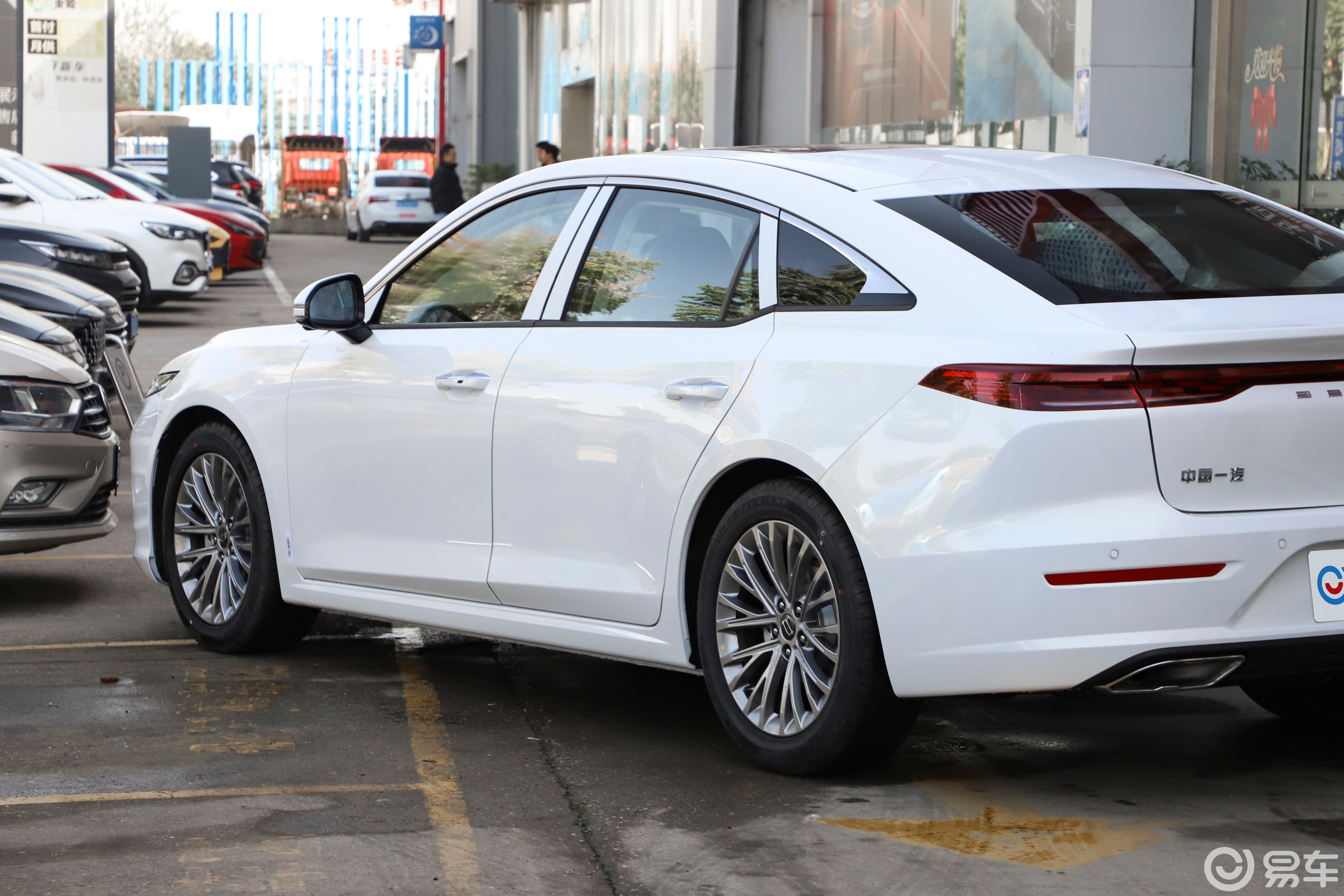 【奔腾B70第四代 2.0T 领御版外观细节图片-汽车图片大全】-易车