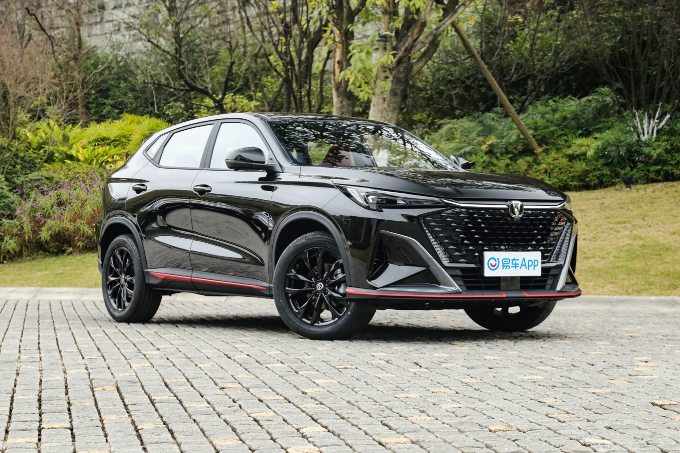 【长安X5 PLUS1.5T 智尊型侧前45度车头向右水平图片-汽车图片大全】-易车