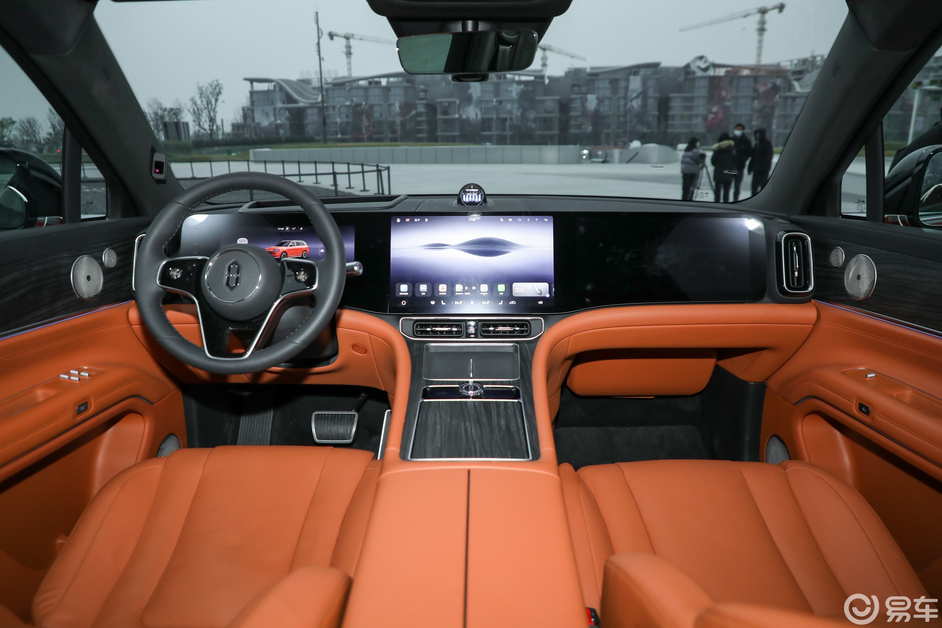 【问界M9纯电版 630km Ultra内饰全景正拍图片-汽车图片大全】-易车