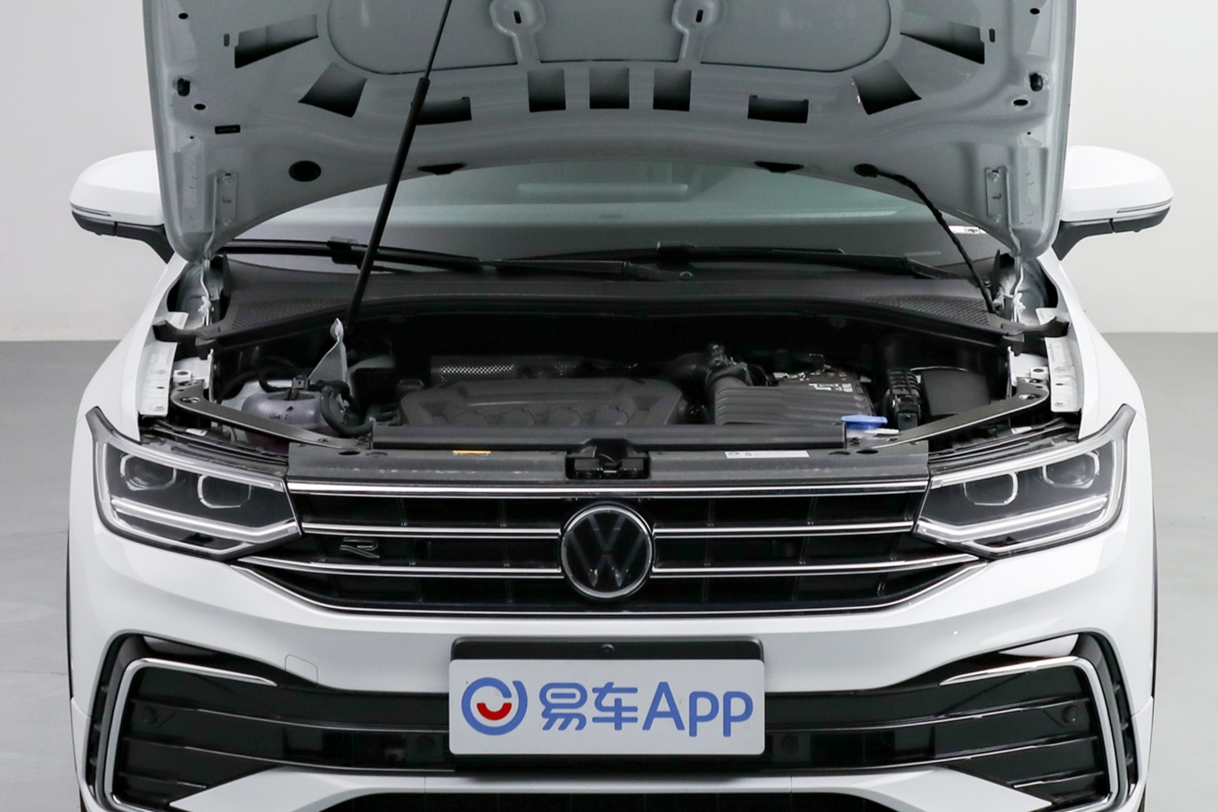 【途观L330TSI 两驱R-Line越享版 5座前舱整体图片-汽车图片大全】-易车