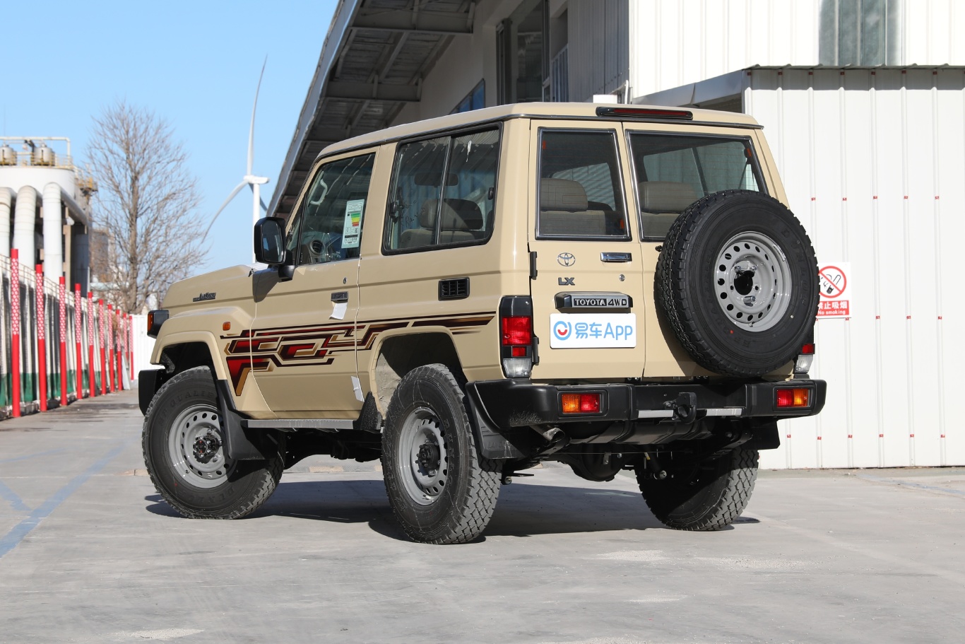 【兰德酷路泽(进口)LC71 2.8L LX侧后45度车头向左水平图片-汽车图片大全】-易车