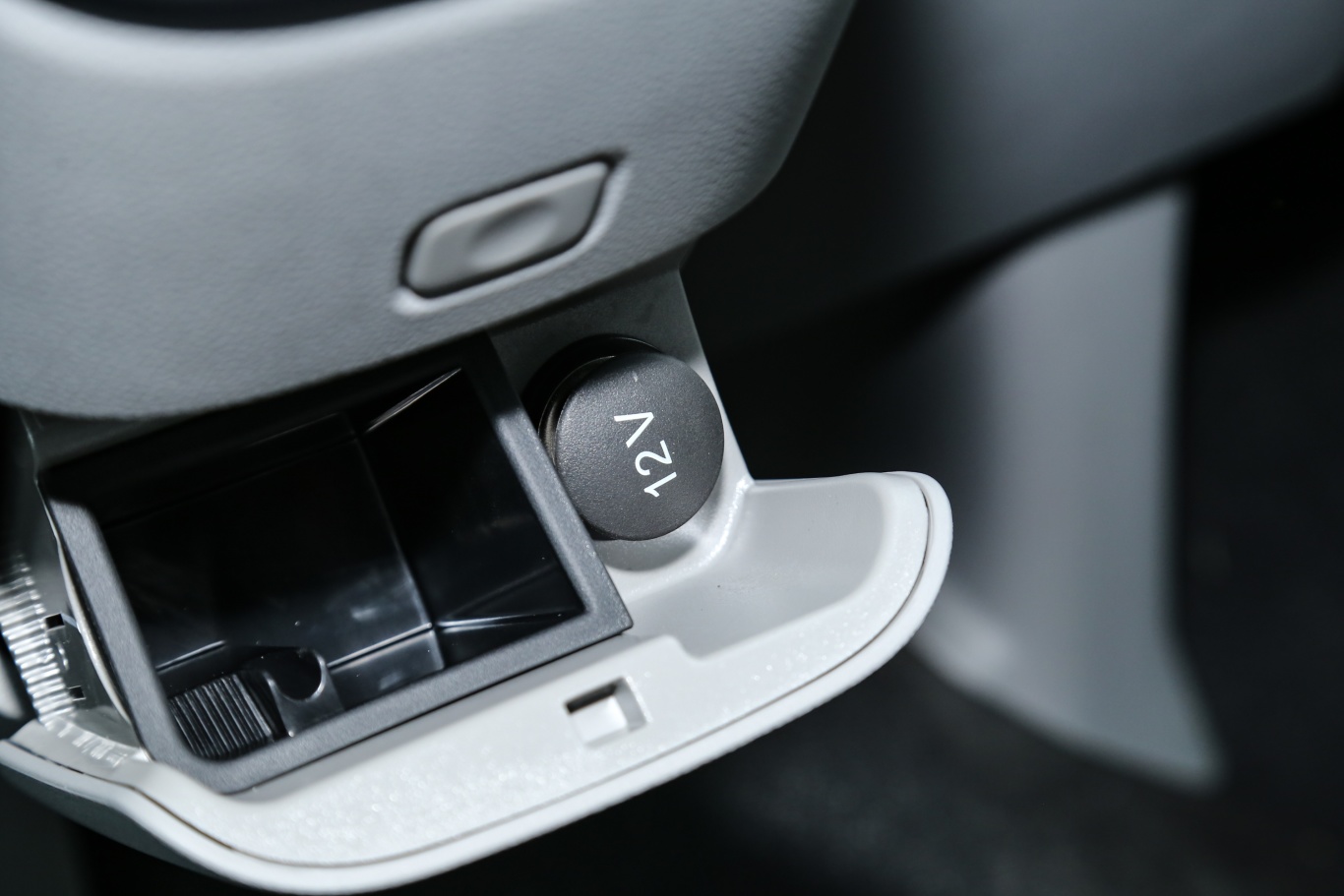 【全顺T82.3T 自动短轴中顶多功能版 6座(3+3)中控图片-汽车图片大全】-易车