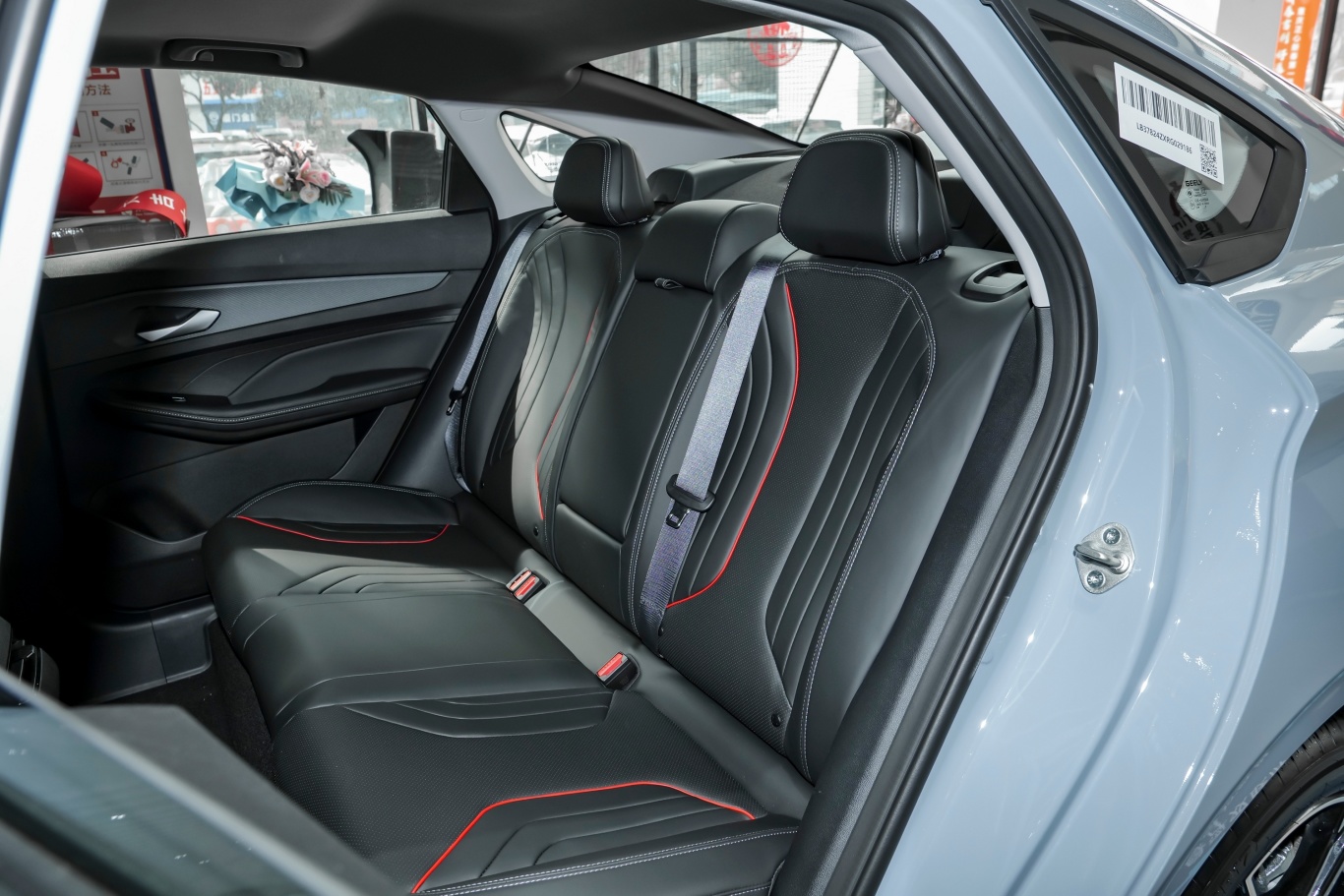 【缤瑞缤瑞COOL 1.5T 龙腾版后排座椅图片-汽车图片大全】-易车