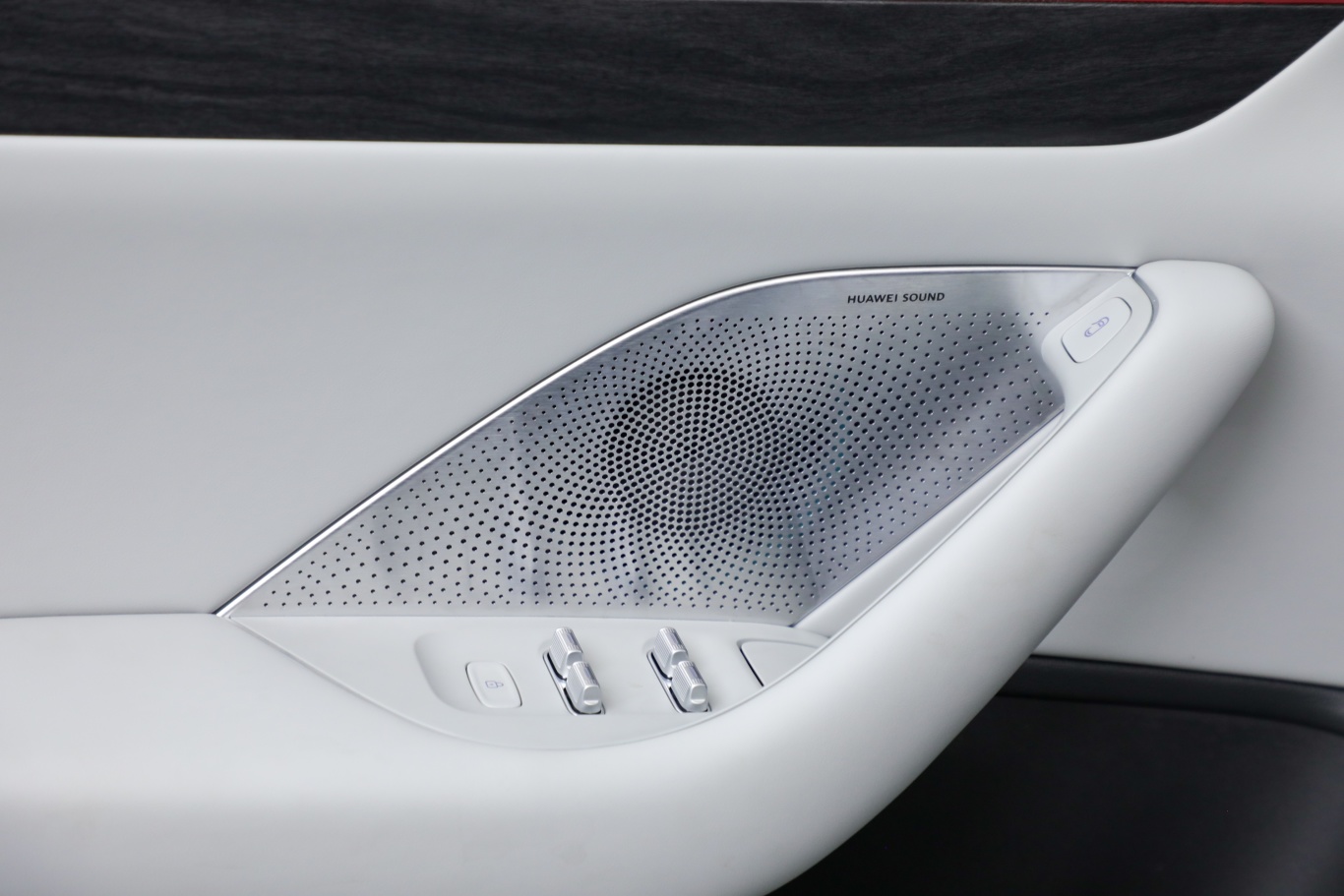 【智界S7630km 四驱Max RS音响和品牌图片-汽车图片大全】-易车