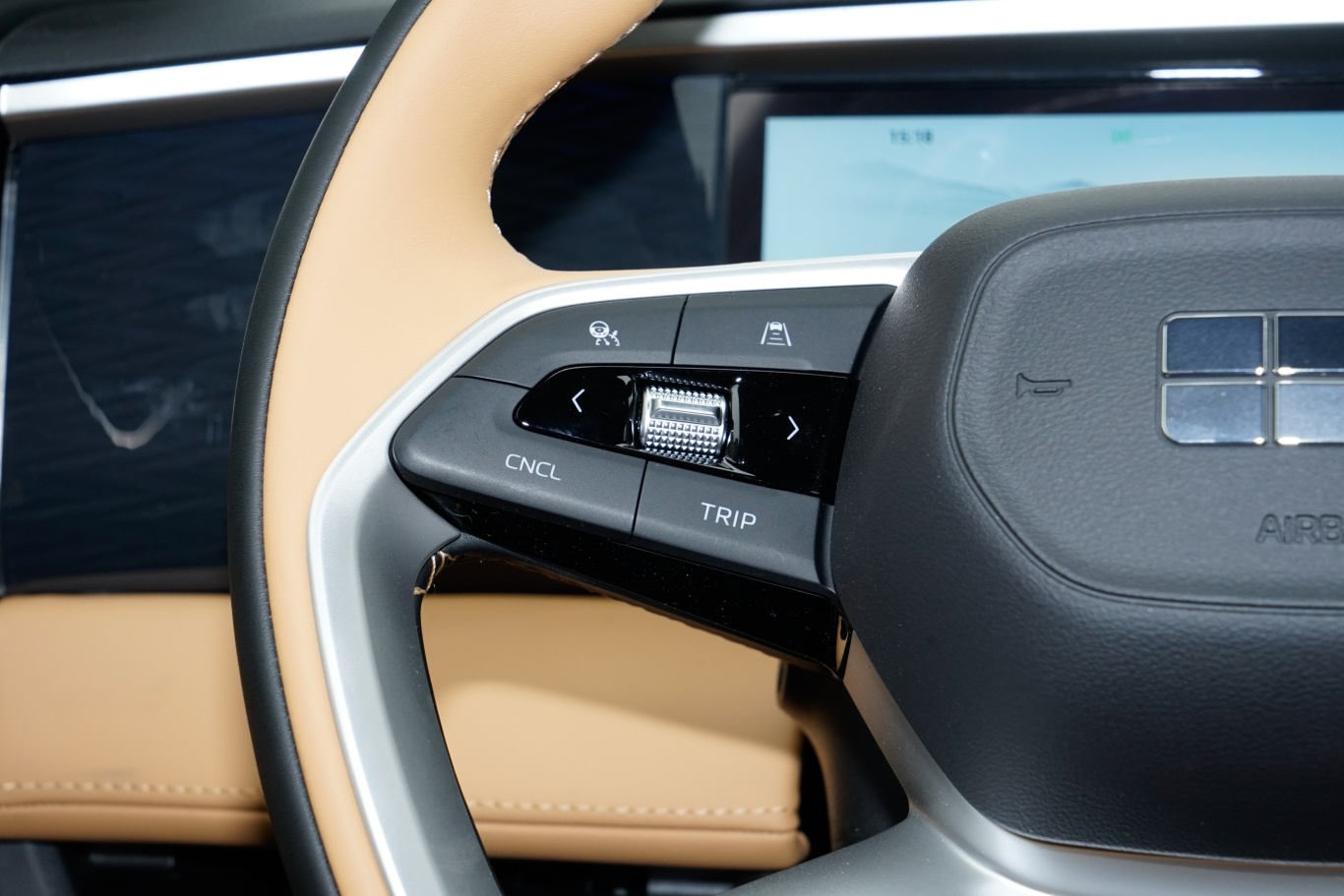 【银河L7龙腾版 1.5T 115km 星舰左侧方向盘功能按键图片-汽车图片大全】-易车