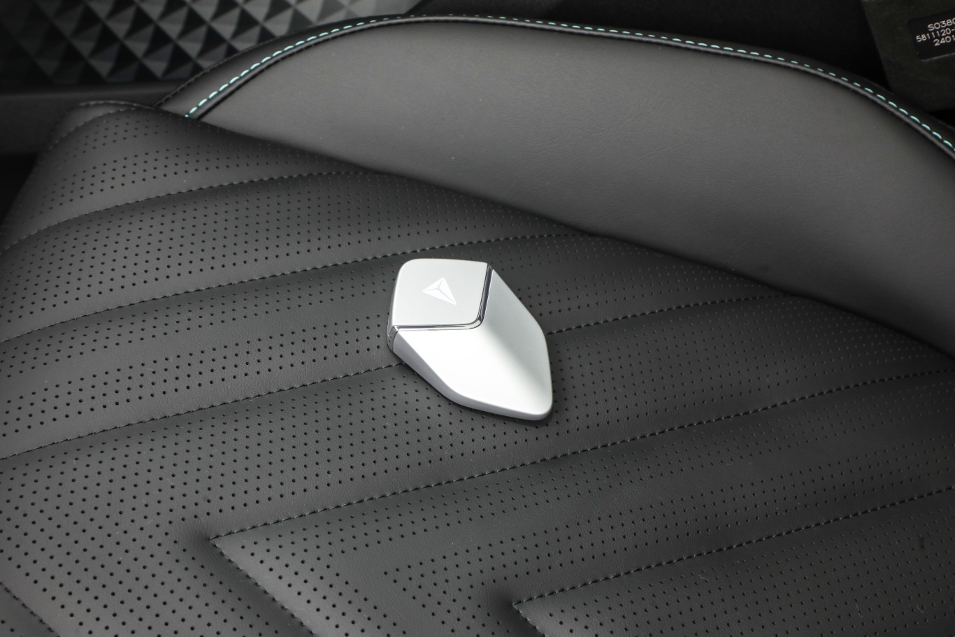 【深蓝SL03纯电版 530km Max主驾驶位图片-汽车图片大全】-易车