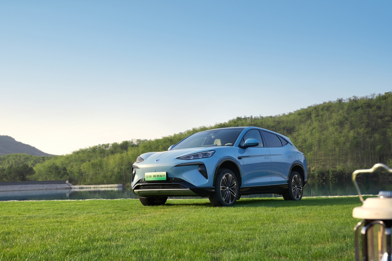 【腾势N7图片-汽车图片大全】-易车