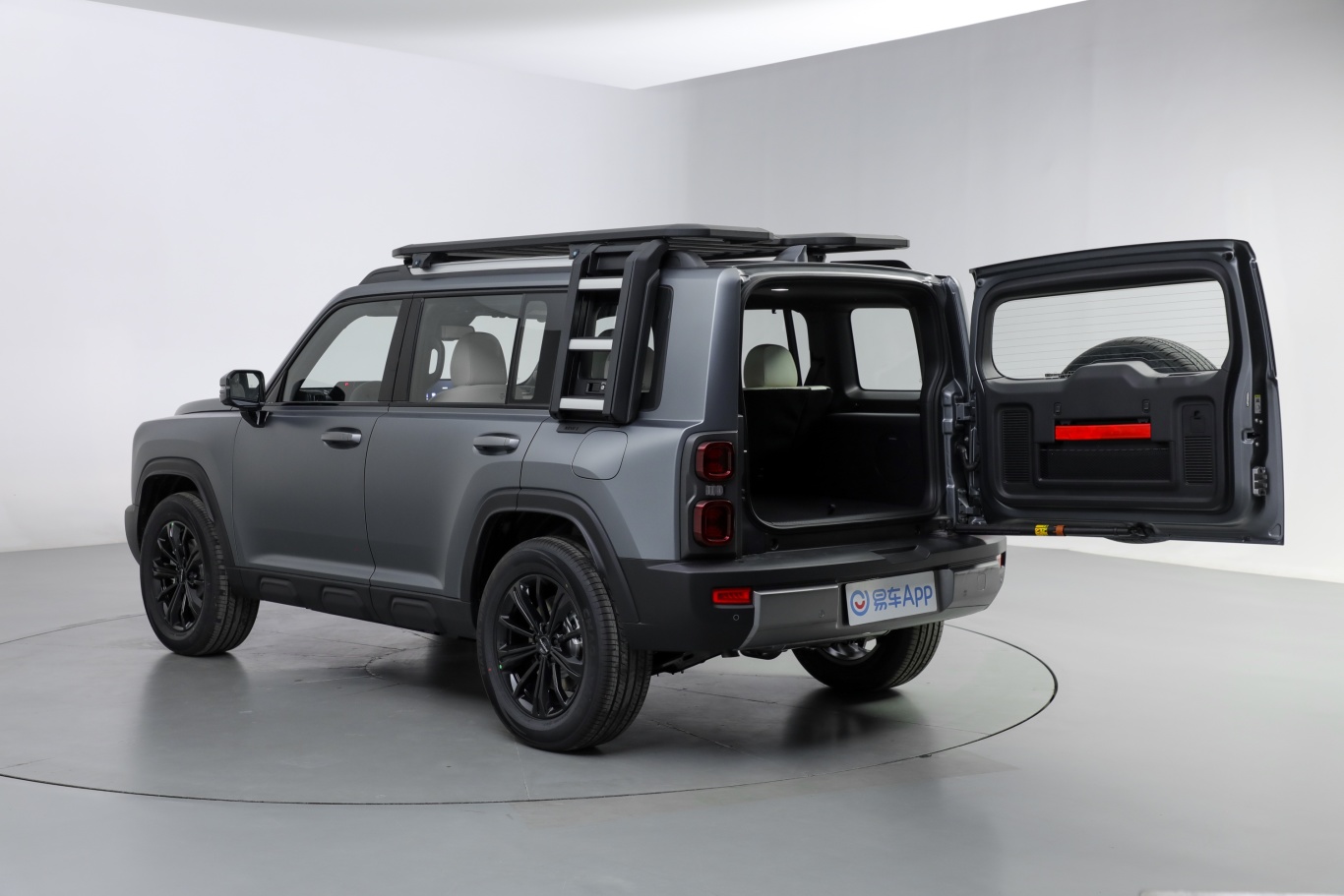 【哈弗猛龙1.5T Hi4 145km 穿越版后备厢开启45度侧拍图片-汽车图片大全】-易车