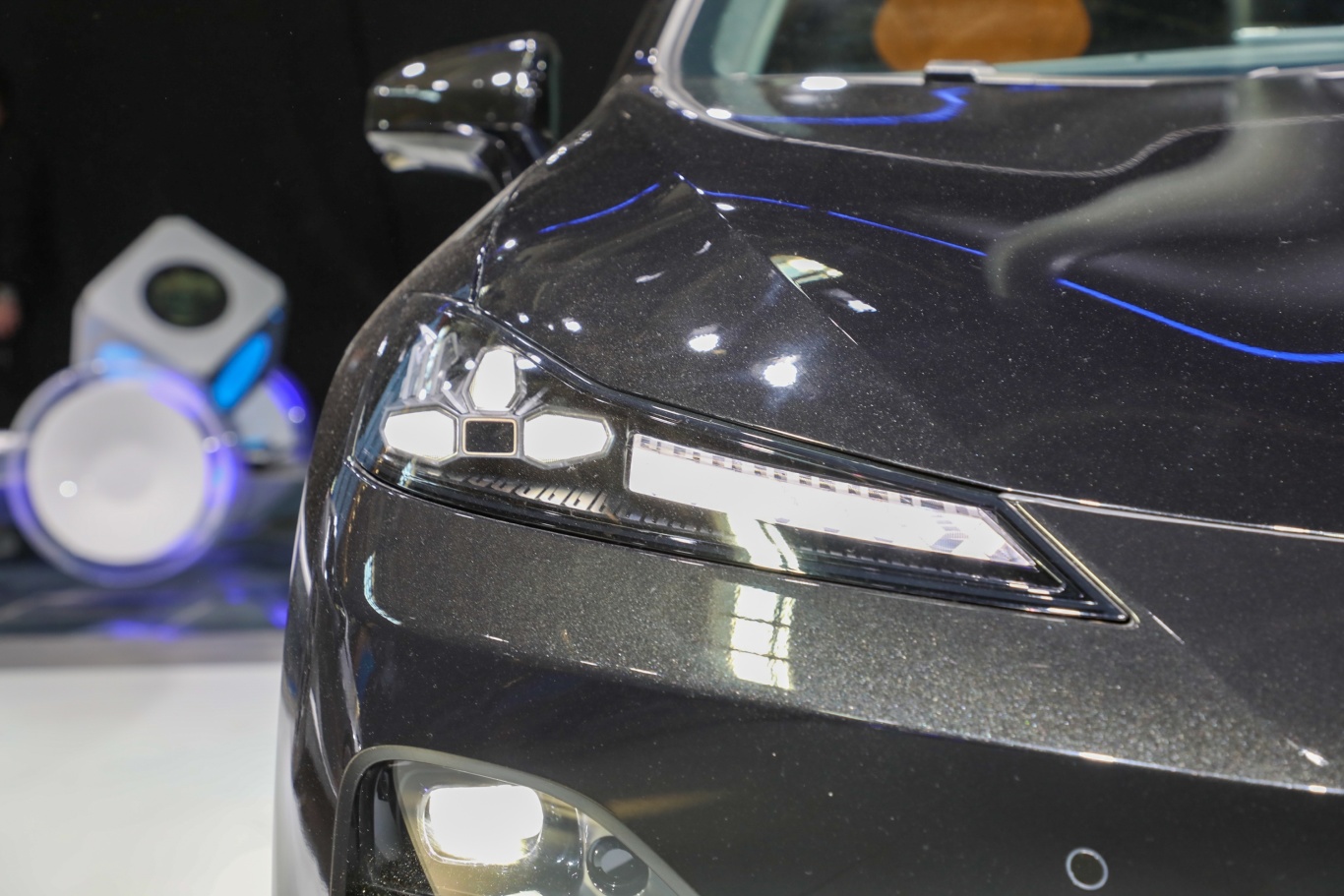 【深蓝SL03增程版 200km Max 2周年黑金骑士版外观图片-汽车图片大全】-易车