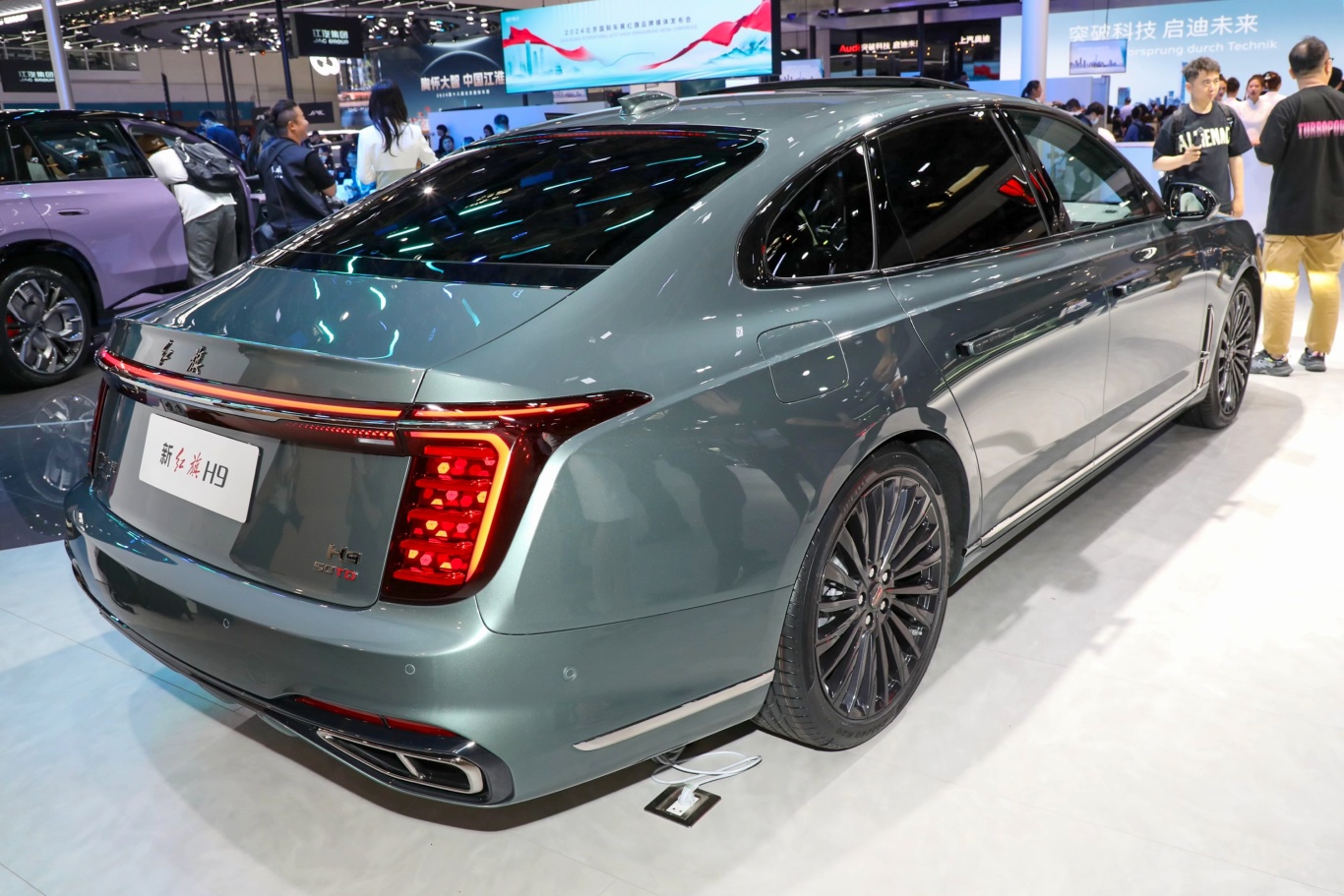 【红旗H93.0T 四驱旗领私享风尚版 4座图片-汽车图片大全】-易车