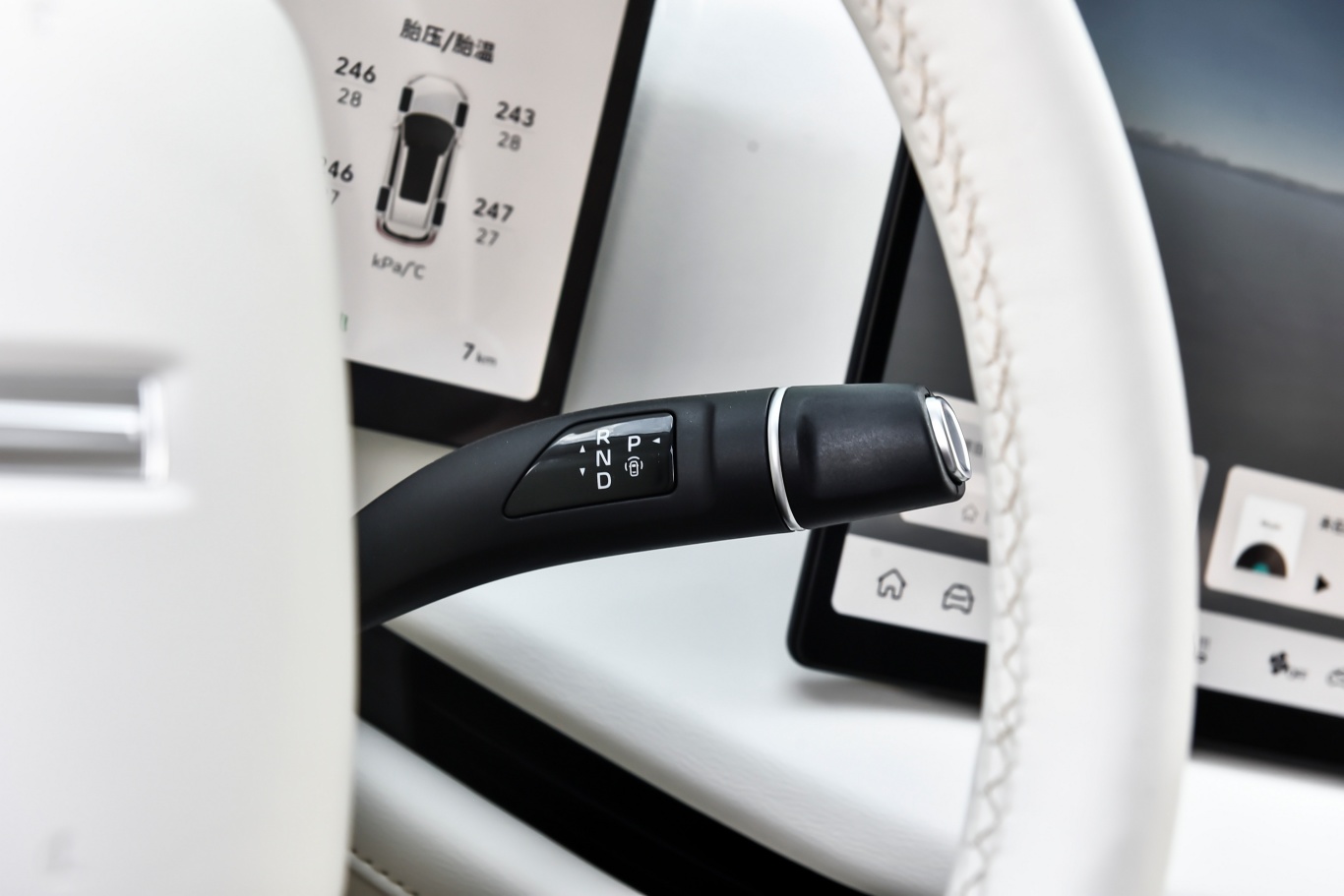 【魏牌蓝山1.5T 185km 四驱Max换挡装置图片-汽车图片大全】-易车