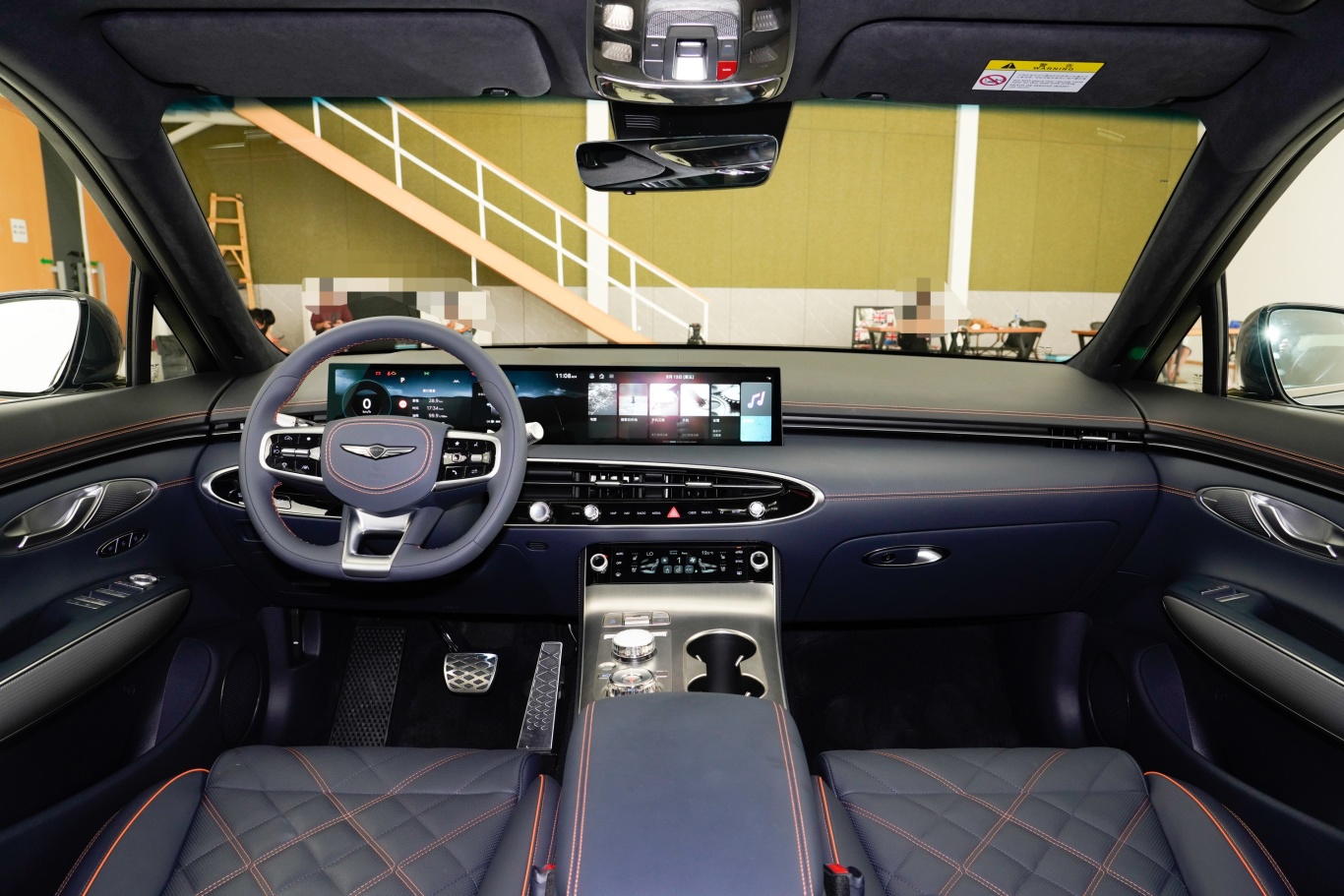 【捷尼赛思GV702.5T 四驱旗舰运动套件版内饰全景正拍图片-汽车图片大全】-易车