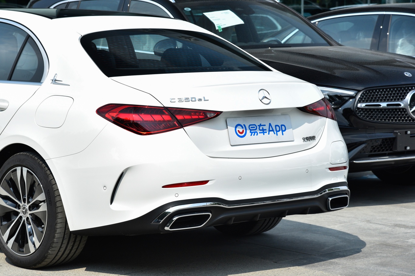 【奔驰C级 插电混动C 350 e L车尾特写图片-汽车图片大全】-易车