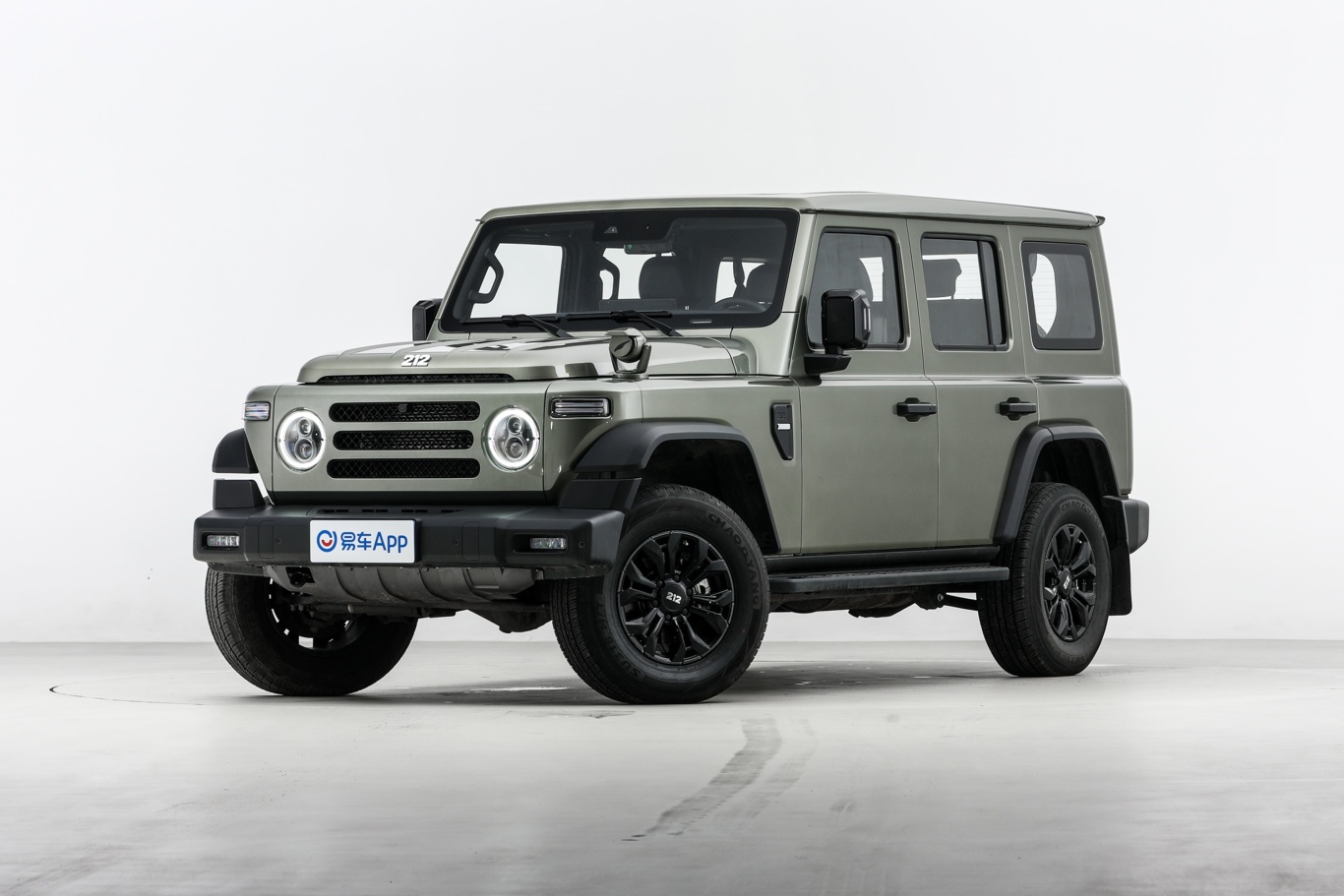 【212 T012.0T 探险家 汽油侧前45度车头向左水平图片-汽车图片大全】-易车