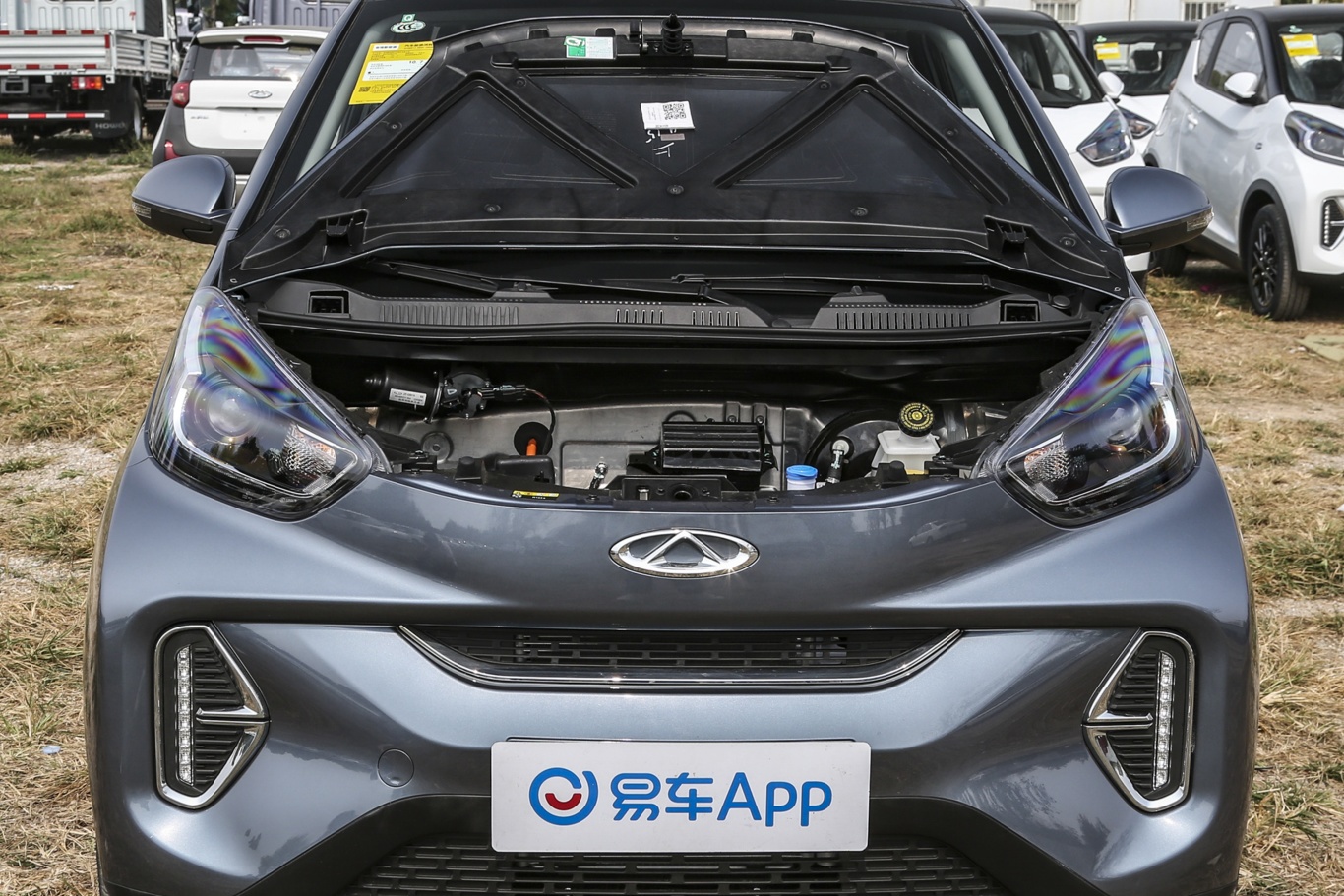 【小蚂蚁改款 251km 真爱版 23.99kWh前舱整体图片-汽车图片大全】-易车