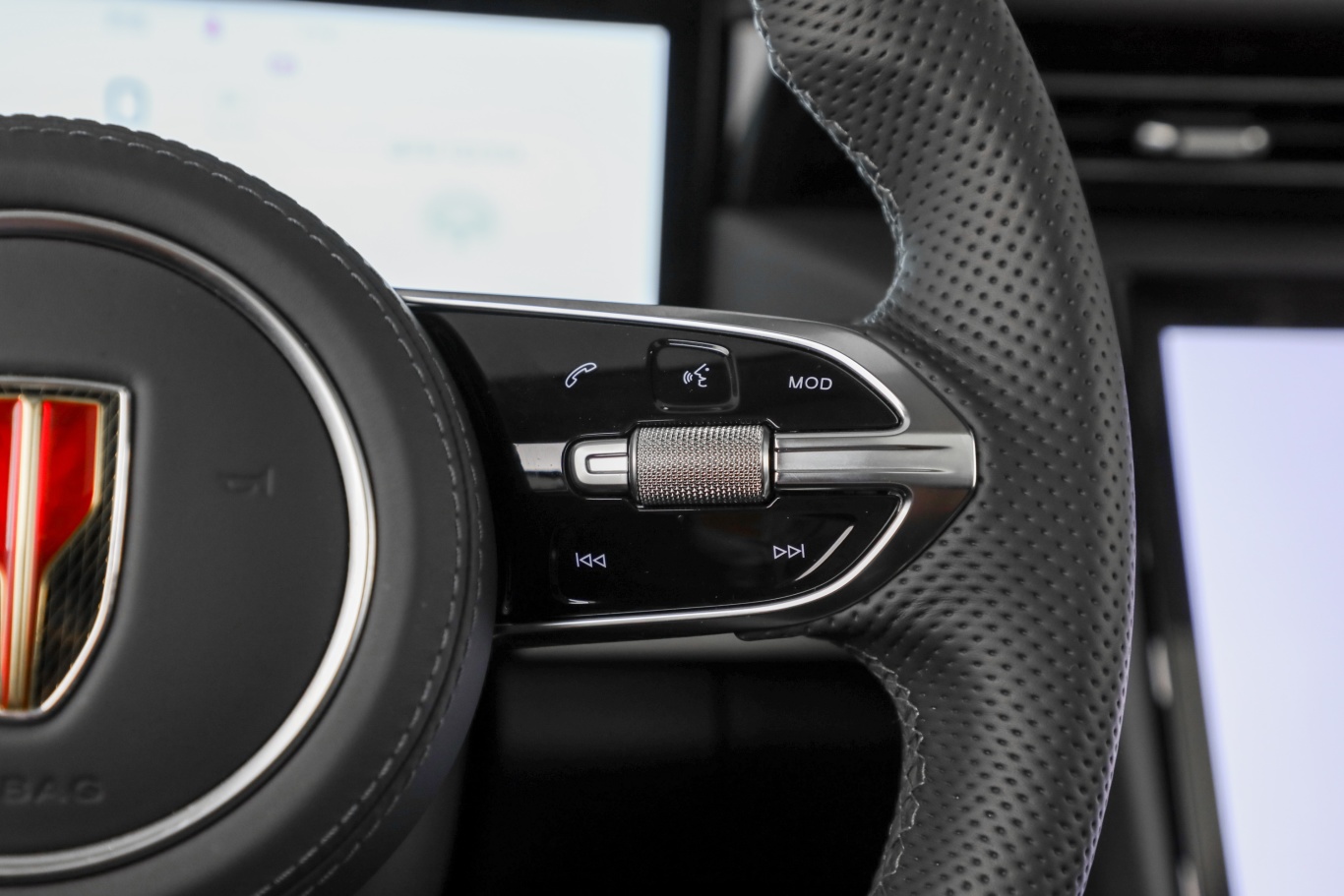 【红旗H52.0T 自动玄影版右侧方向盘功能按键图片-汽车图片大全】-易车