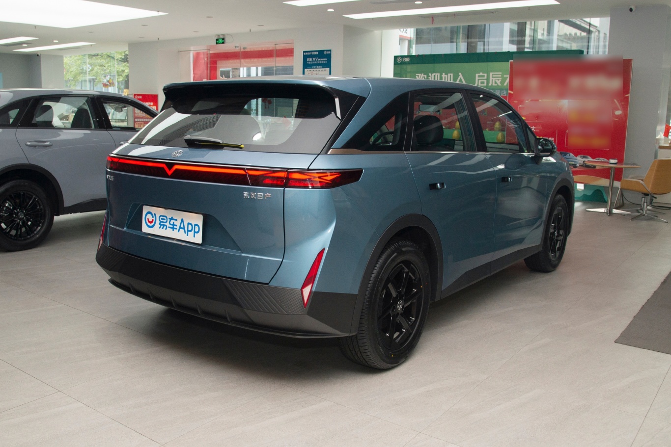 【启辰VX6大平层 520 Pro侧后45度车头向右水平图片-汽车图片大全】-易车