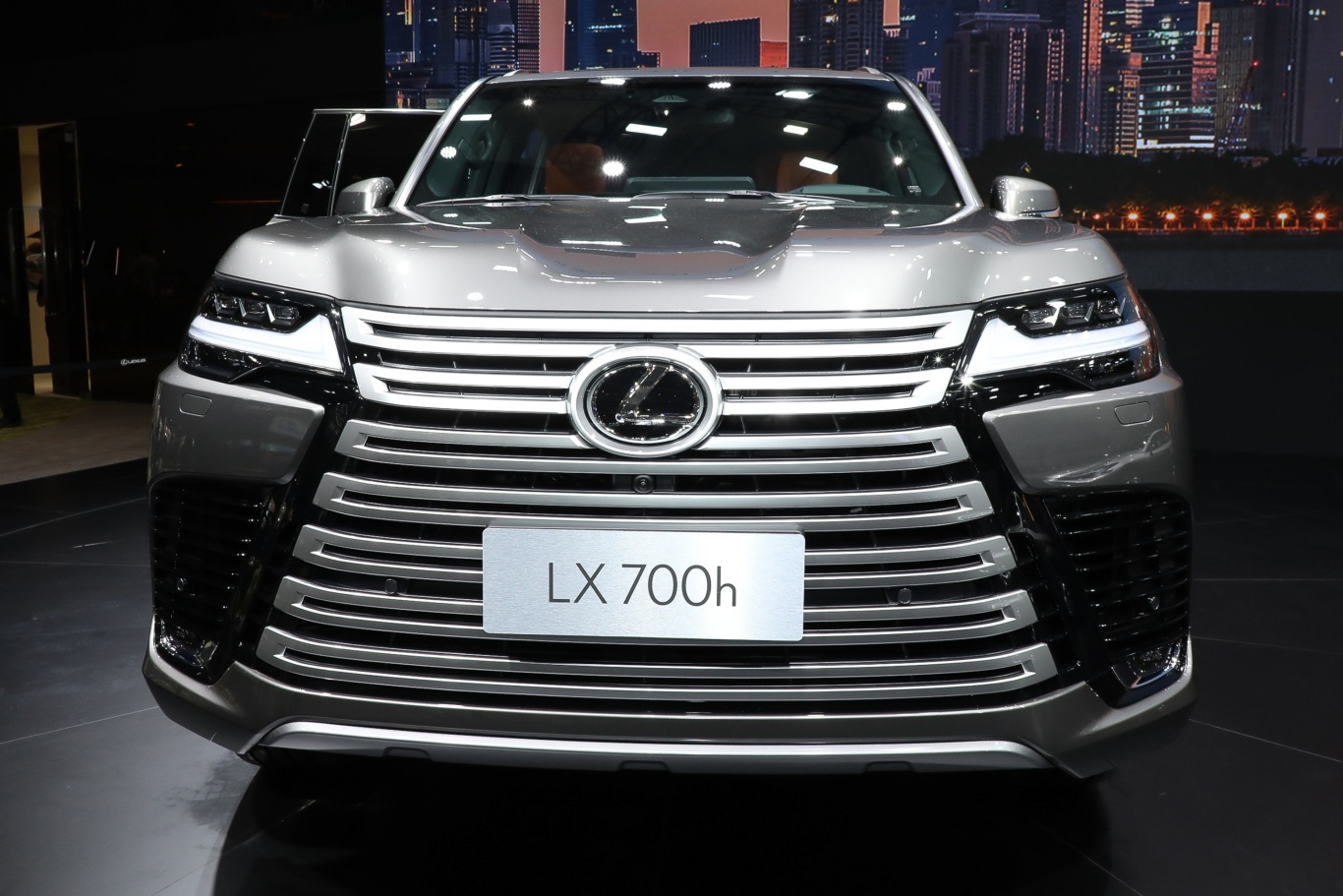 【雷克萨斯LXLX700h VIP领世版外观图片-汽车图片大全】-易车