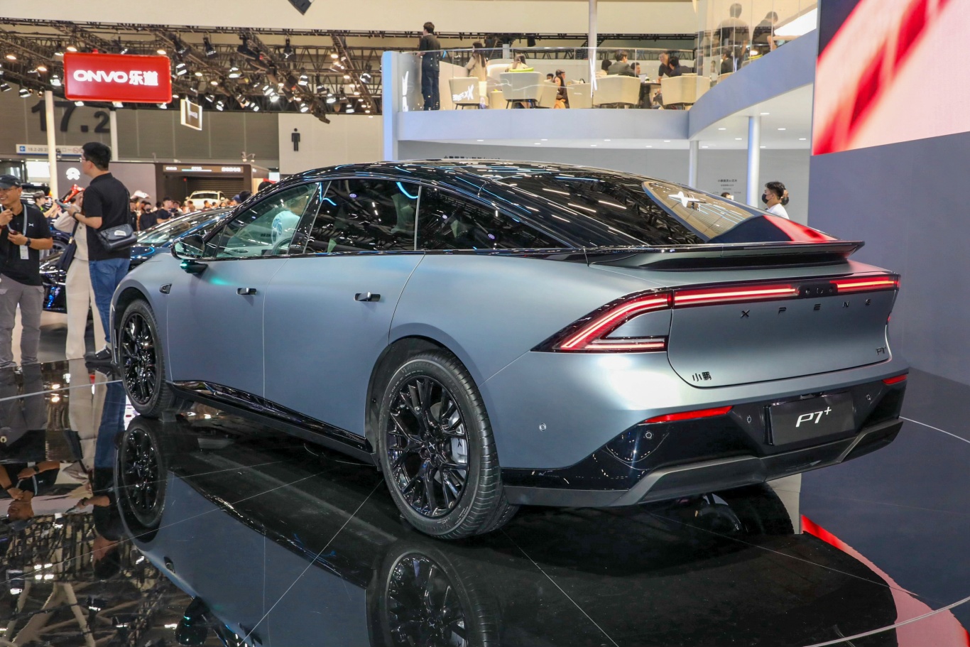 【小鹏P7+700km 限定版 Max外观图片-汽车图片大全】-易车