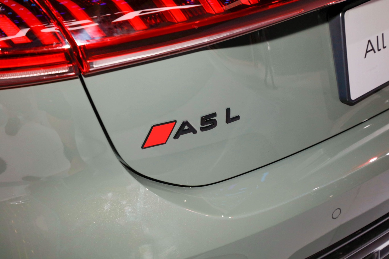 【奥迪A5L2.0T 运动版 Plus外观细节图片-汽车图片大全】-易车