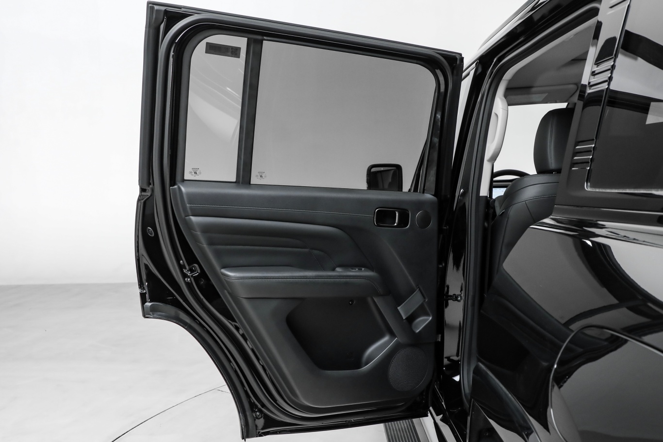 【哈弗H92.4T 极境版 7座 柴油驾驶员侧后车门图片-汽车图片大全】-易车