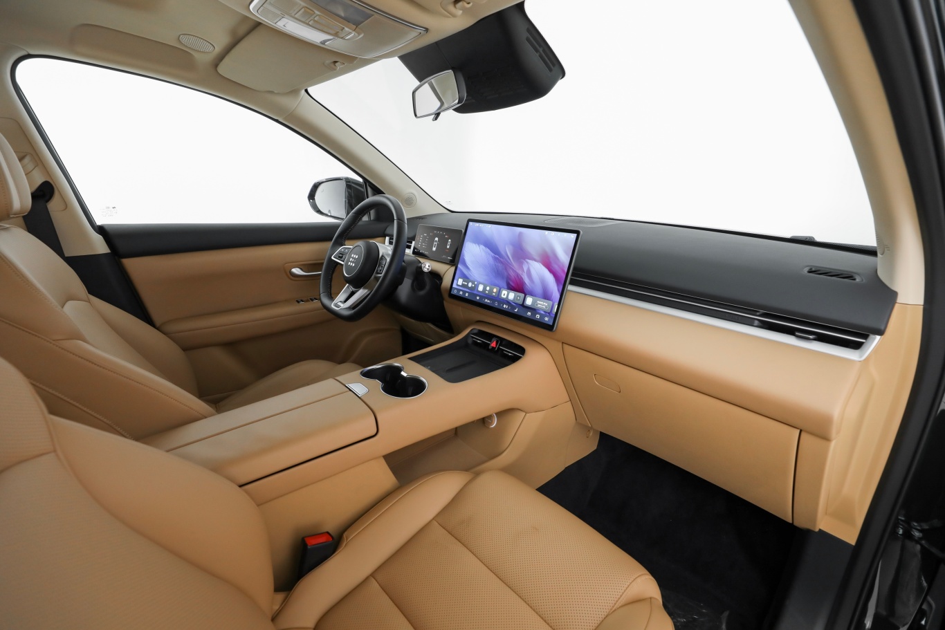 【蓝电E5 PLUS1.5L 165km 长续航版PLUS 7座内饰全景副驾方向图片-汽车图片大全】-易车