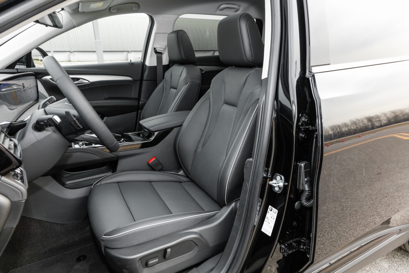 【昂科威Plus昂科威Plus 28T 四驱白金版驾驶员座椅图片-汽车图片大全】-易车