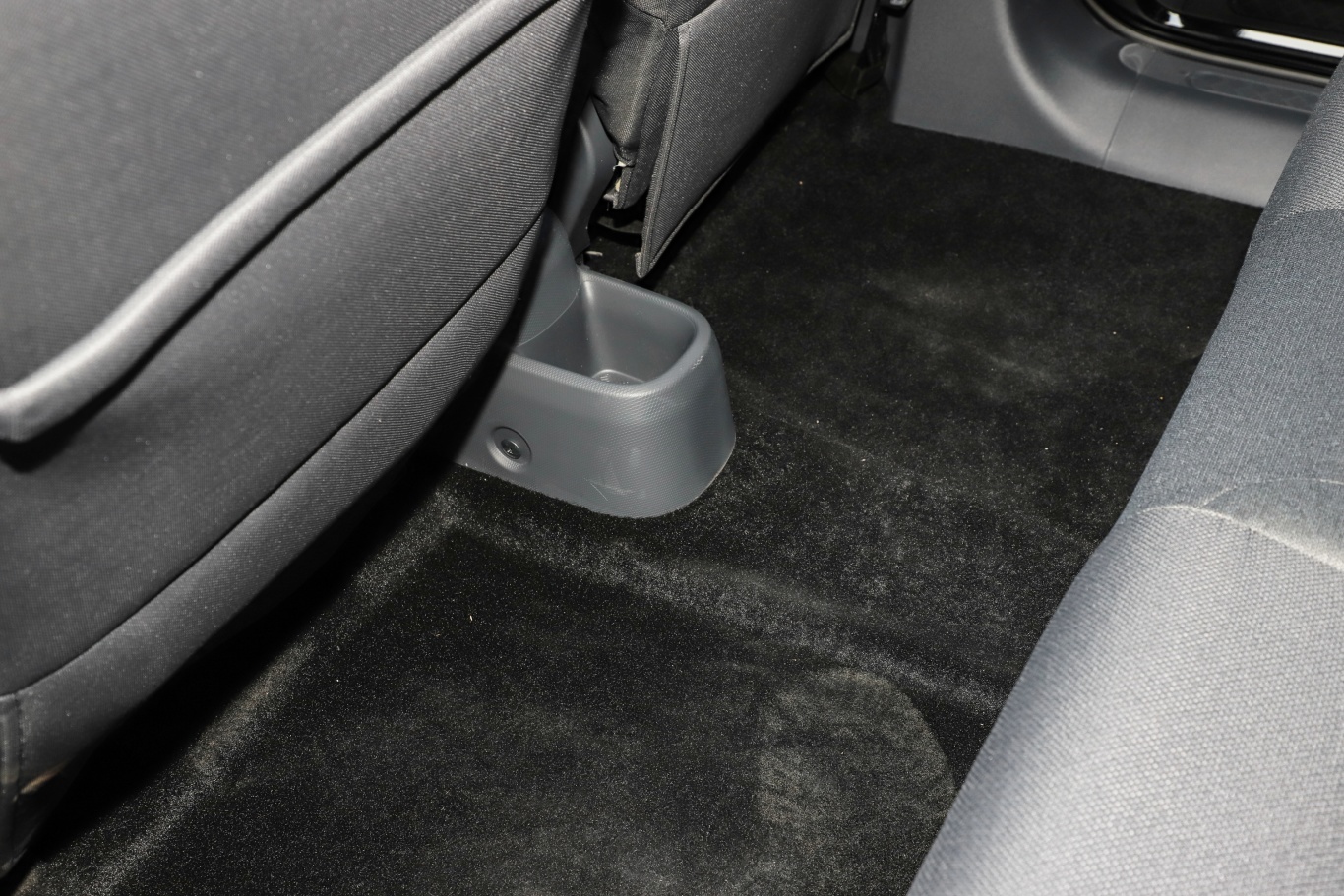 【五菱之光新能源201km 舒适型后排地板中间位置图片-汽车图片大全】-易车