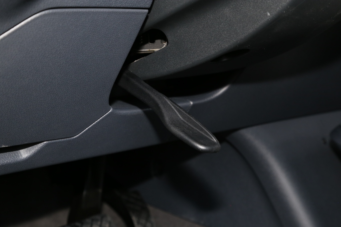 【ID.4 CROZZ442km 后驱纯享版方向盘调节图片-汽车图片大全】-易车