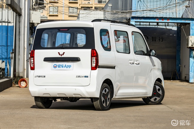 【五菱之光EV正式上市 售价4.78万元起_汽车新闻】-易车_五菱云南曲靖麒麟销售中心