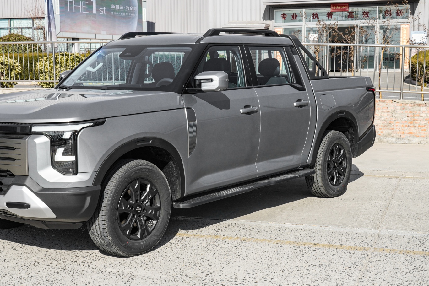 【郑州日产Z9GT 2.0T 自动四驱标箱舒享版 汽油外观细节图片-汽车图片大全】-易车