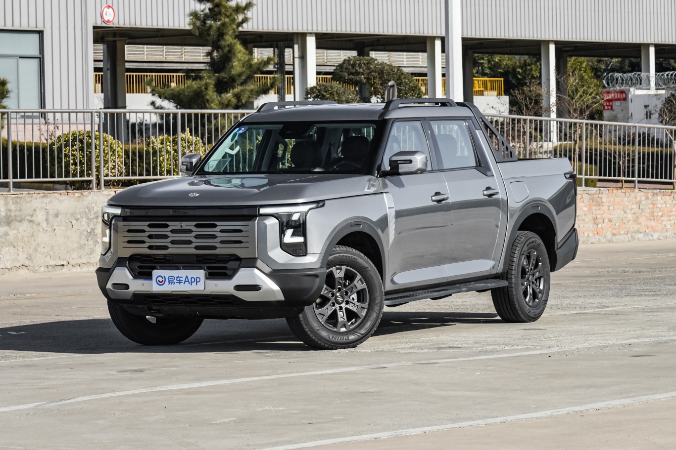 【郑州日产Z9GT 2.0T 自动四驱标箱舒享版 汽油侧前45度车头向左水平图片-汽车图片大全】-易车