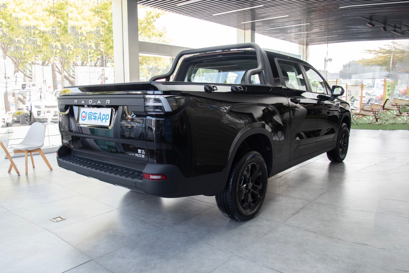 【雷达金刚EV 460km 四驱长箱大力金刚侧后45度车头向右水平图片-汽车图片大全】-易车