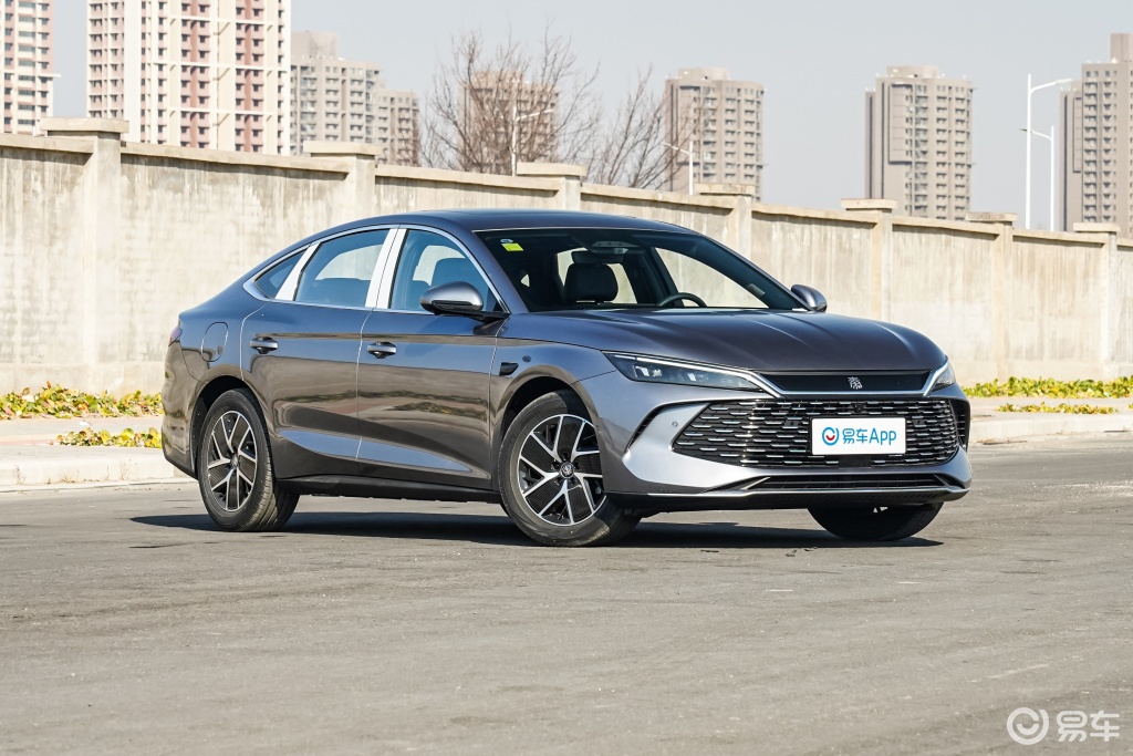 【比亚迪秦L2025款DM-i 智驾版 1.5L 120km 领先型】报价_图片_-参数_易车