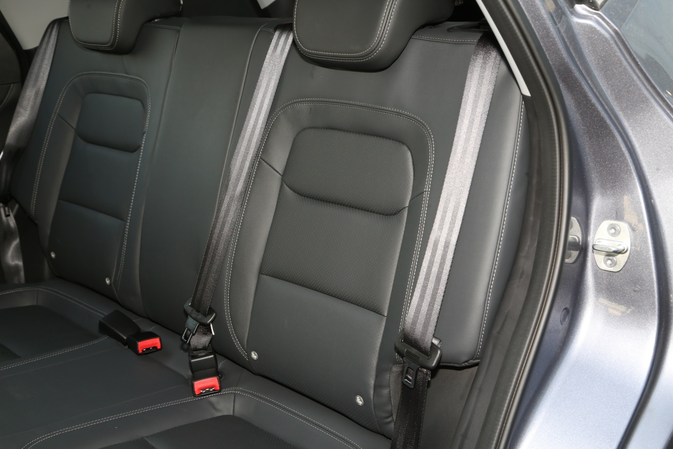 【瑞虎5x1.5L CVT卓越版后排空间图片-汽车图片大全】-易车