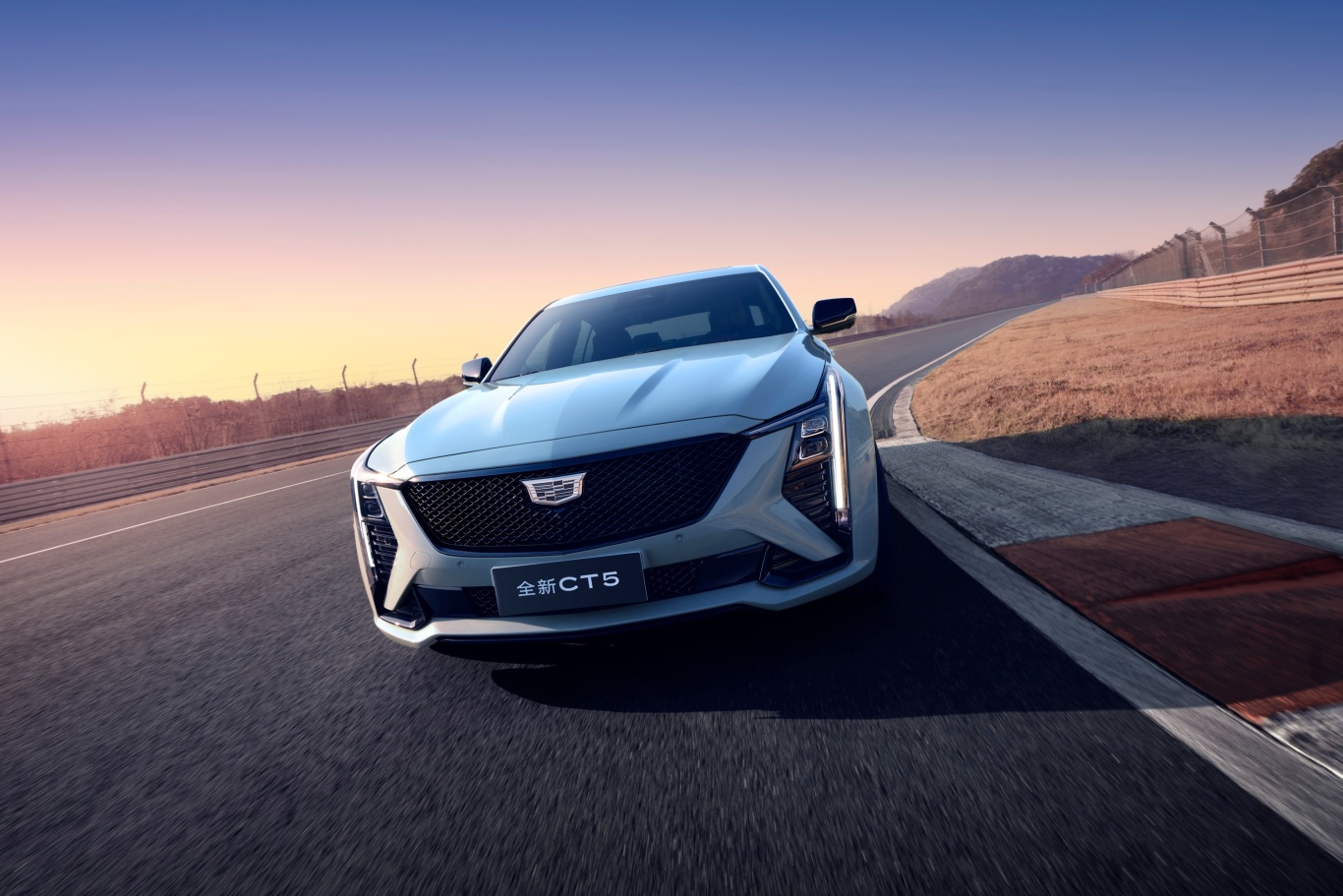 【凯迪拉克CT5图片-汽车图片大全】-易车