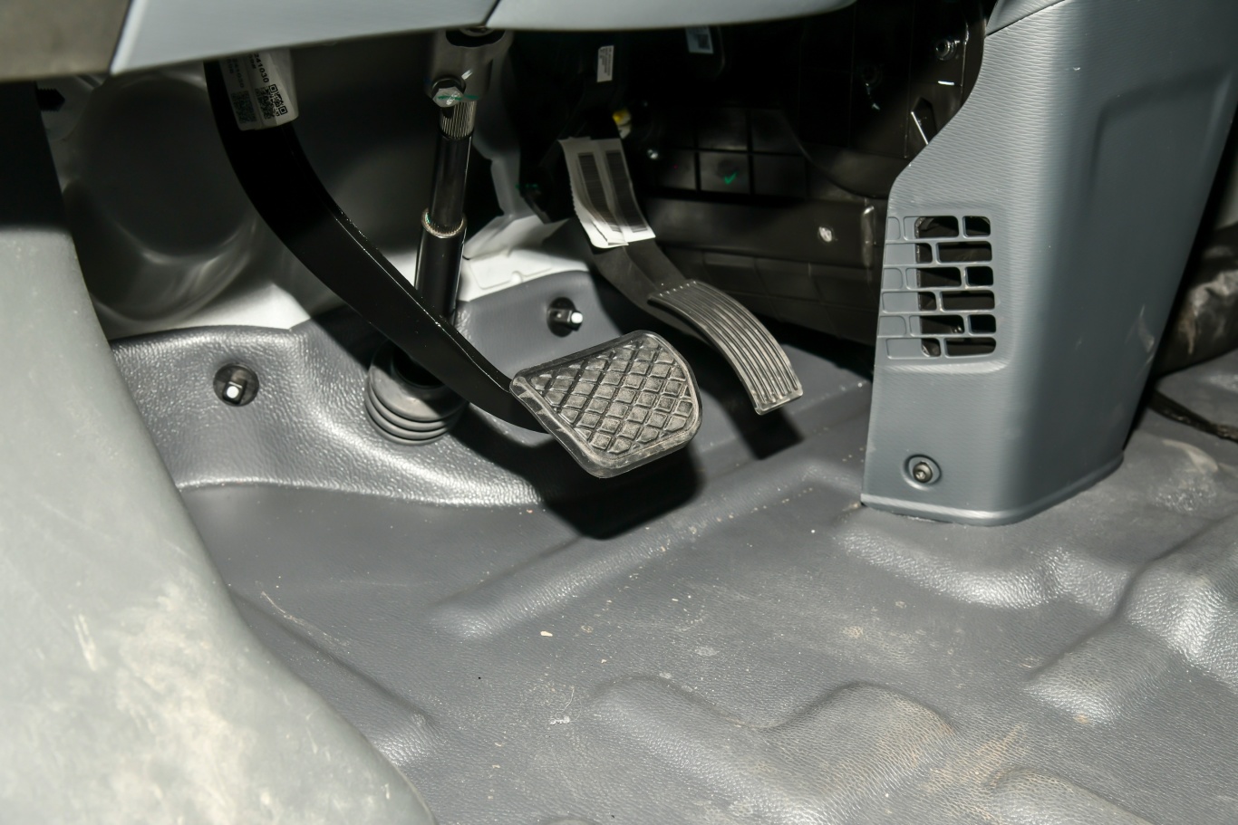 【远程星享V星享V7E 355km 超值版 国轩高科 51.456kWh脚踏板图片-汽车图片大全】-易车