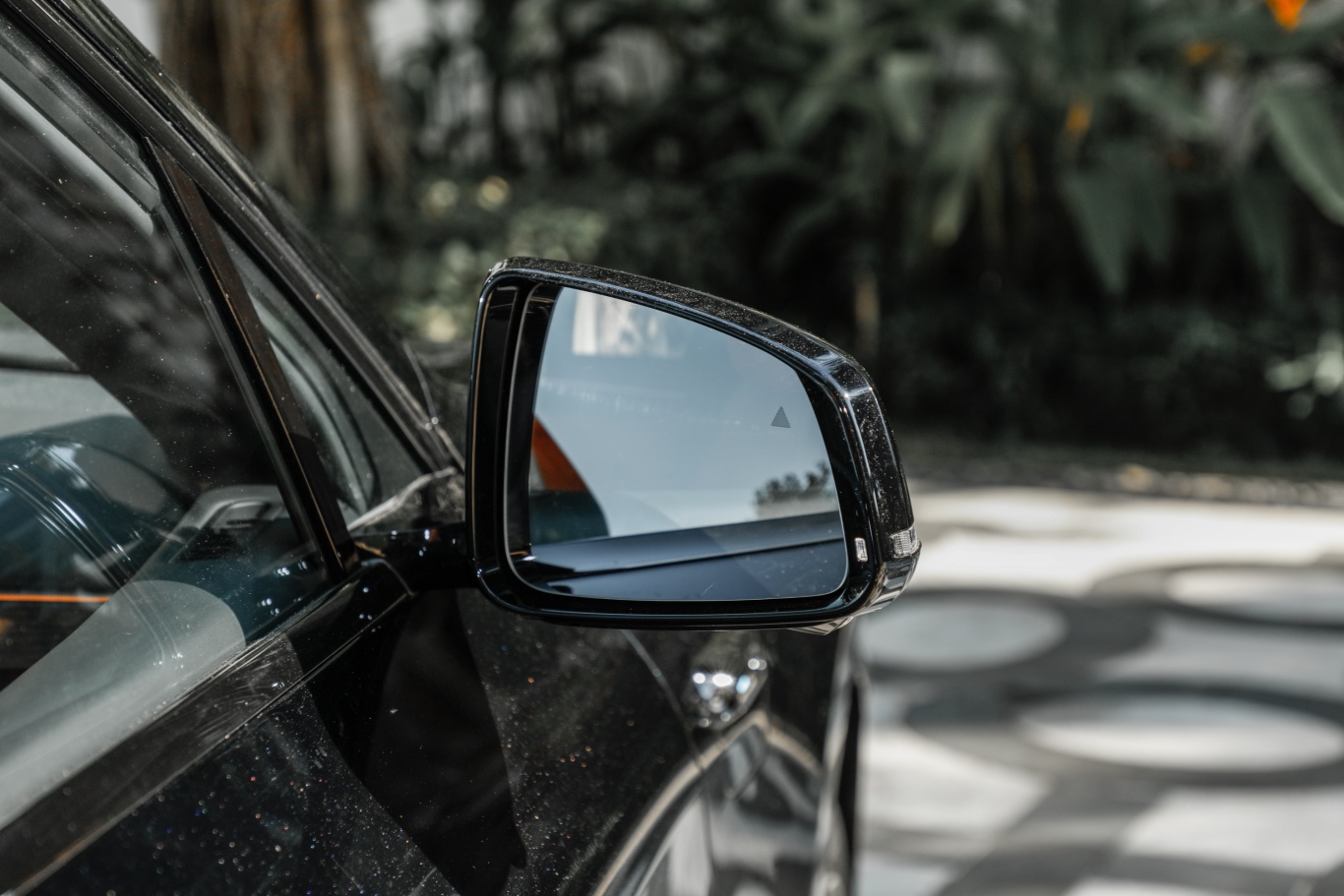 【问界M5增程版 230km Ultra 四驱版外观细节图片-汽车图片大全】-易车