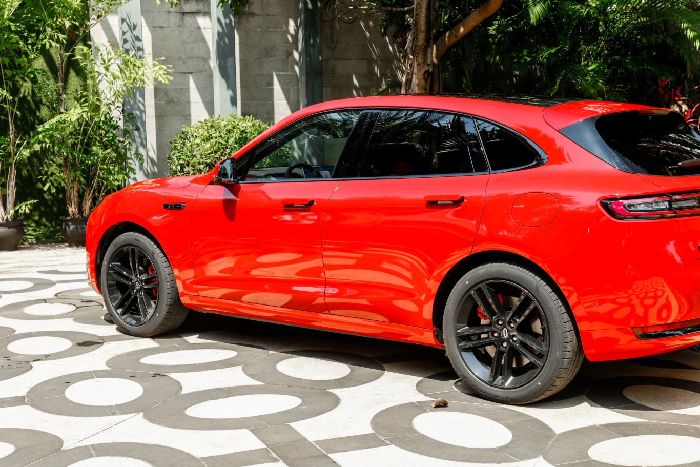 【问界M5增程版 230km Ultra 四驱版外观细节图片-汽车图片大全】-易车