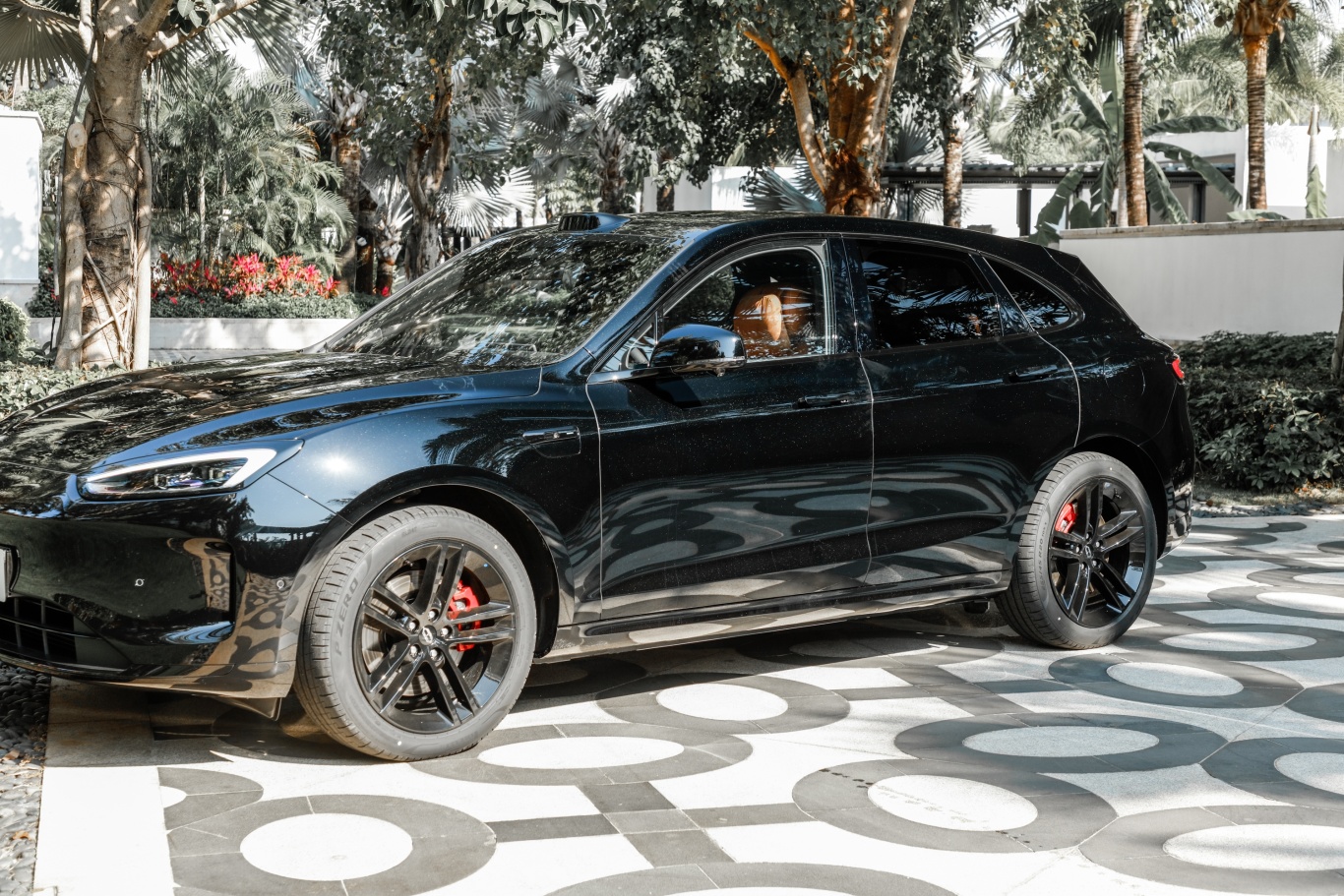 【问界M5增程版 230km Ultra 四驱版外观细节图片-汽车图片大全】-易车