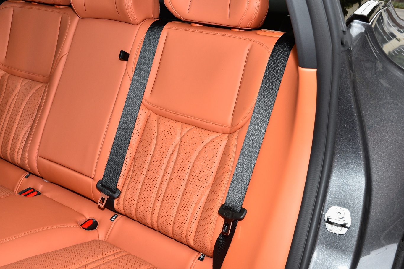 【深蓝S07增程版 285km 285Max深蓝智驾AD PRO版后排空间图片-汽车图片大全】-易车