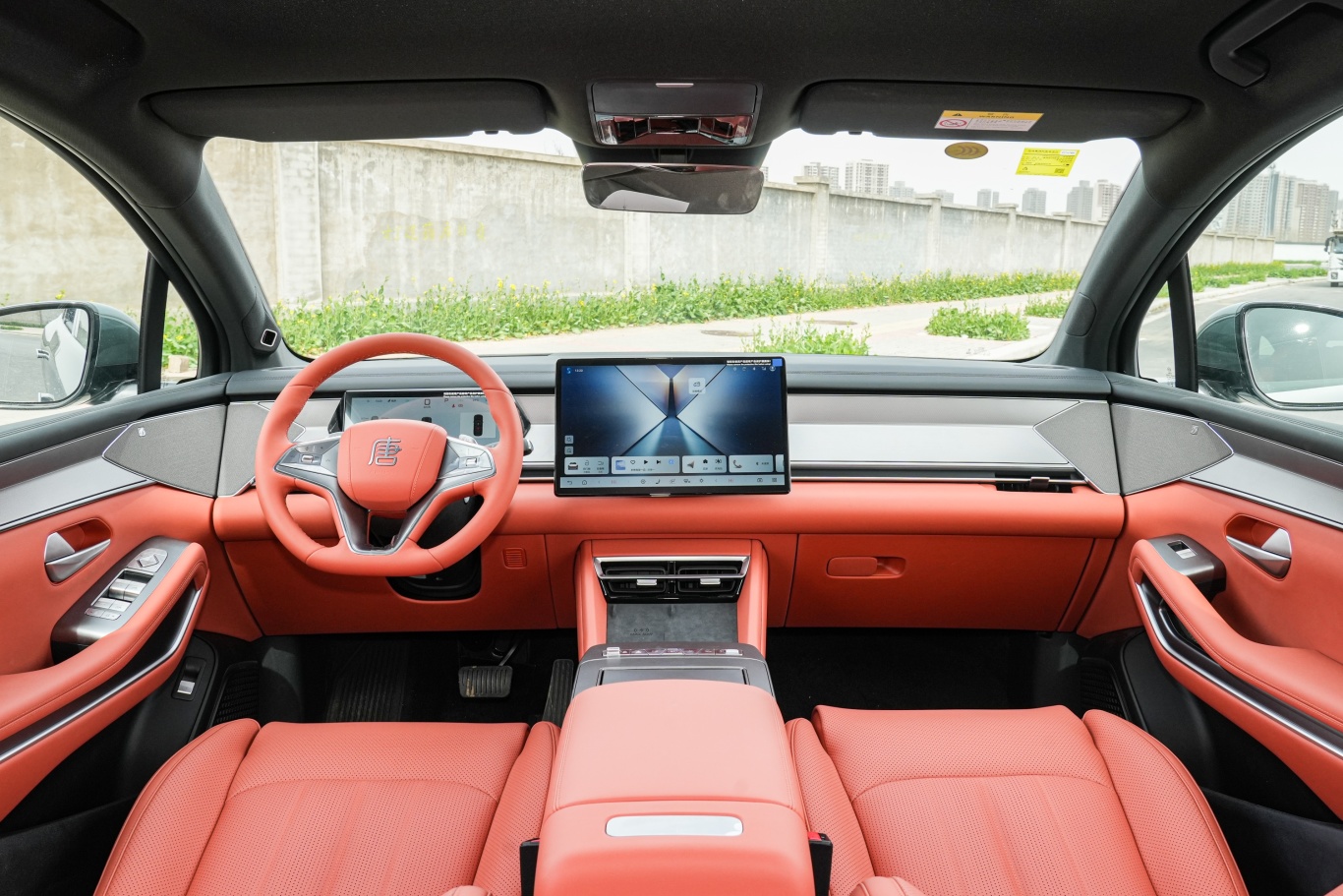 【唐LDM-p 1.5T 200km 四驱激光雷达旗舰型内饰全景正拍图片-汽车图片大全】-易车