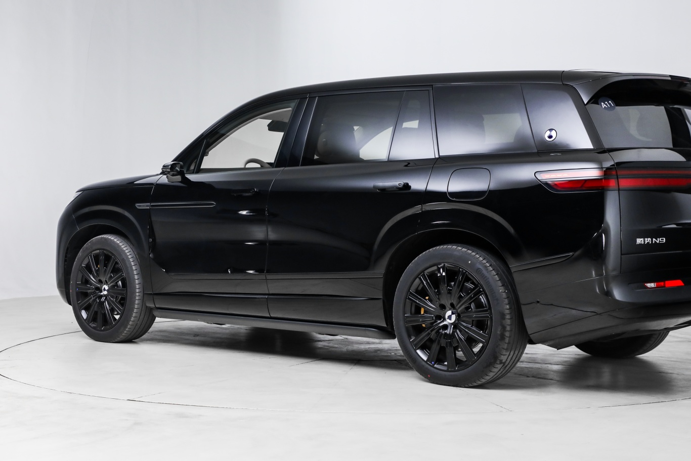 【腾势N92.0T 202km 旗舰型外观细节图片-汽车图片大全】-易车